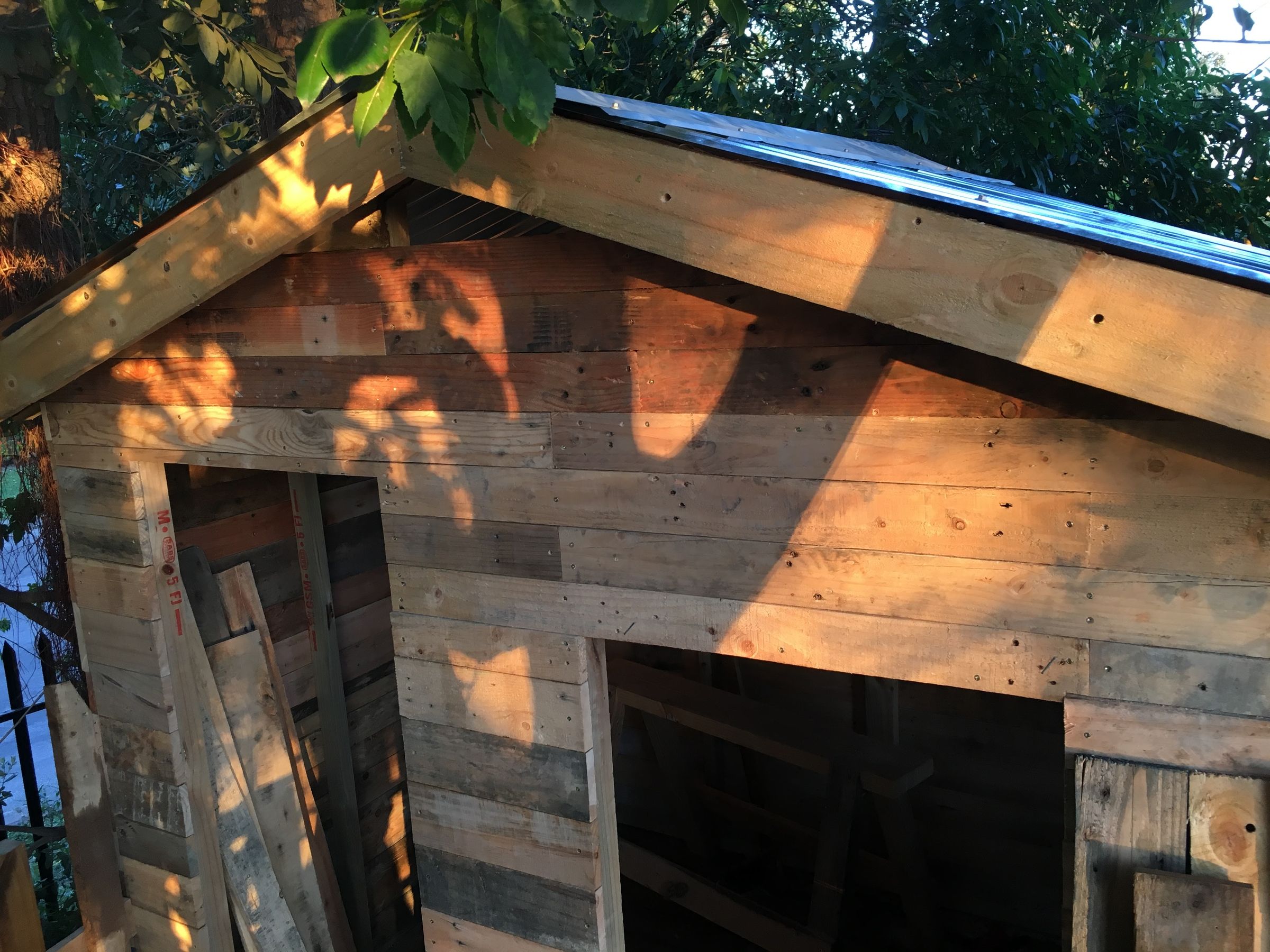 Pallet Tree House : 6 Steps (with Pictures) - Instructables