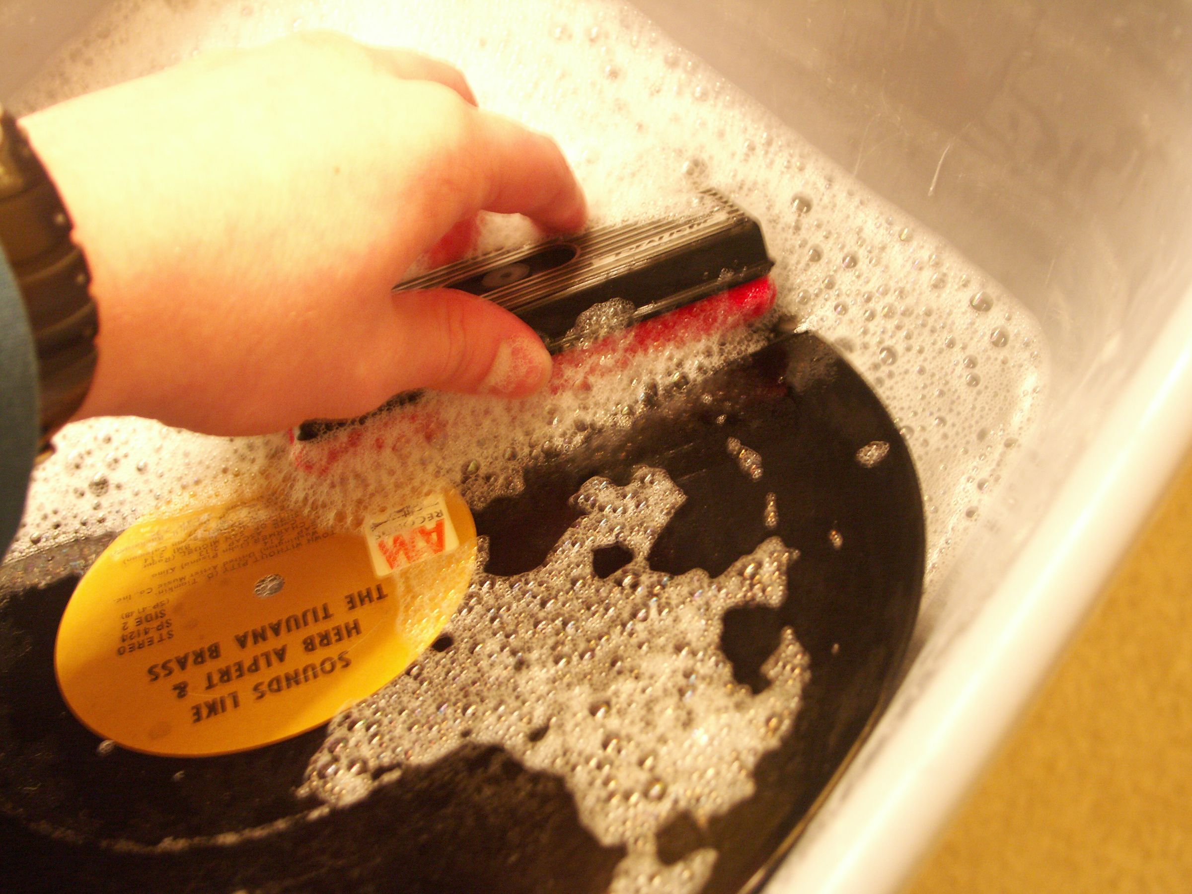 Cleaning Vinyl Records : 6 Steps (with Pictures) - Instructables