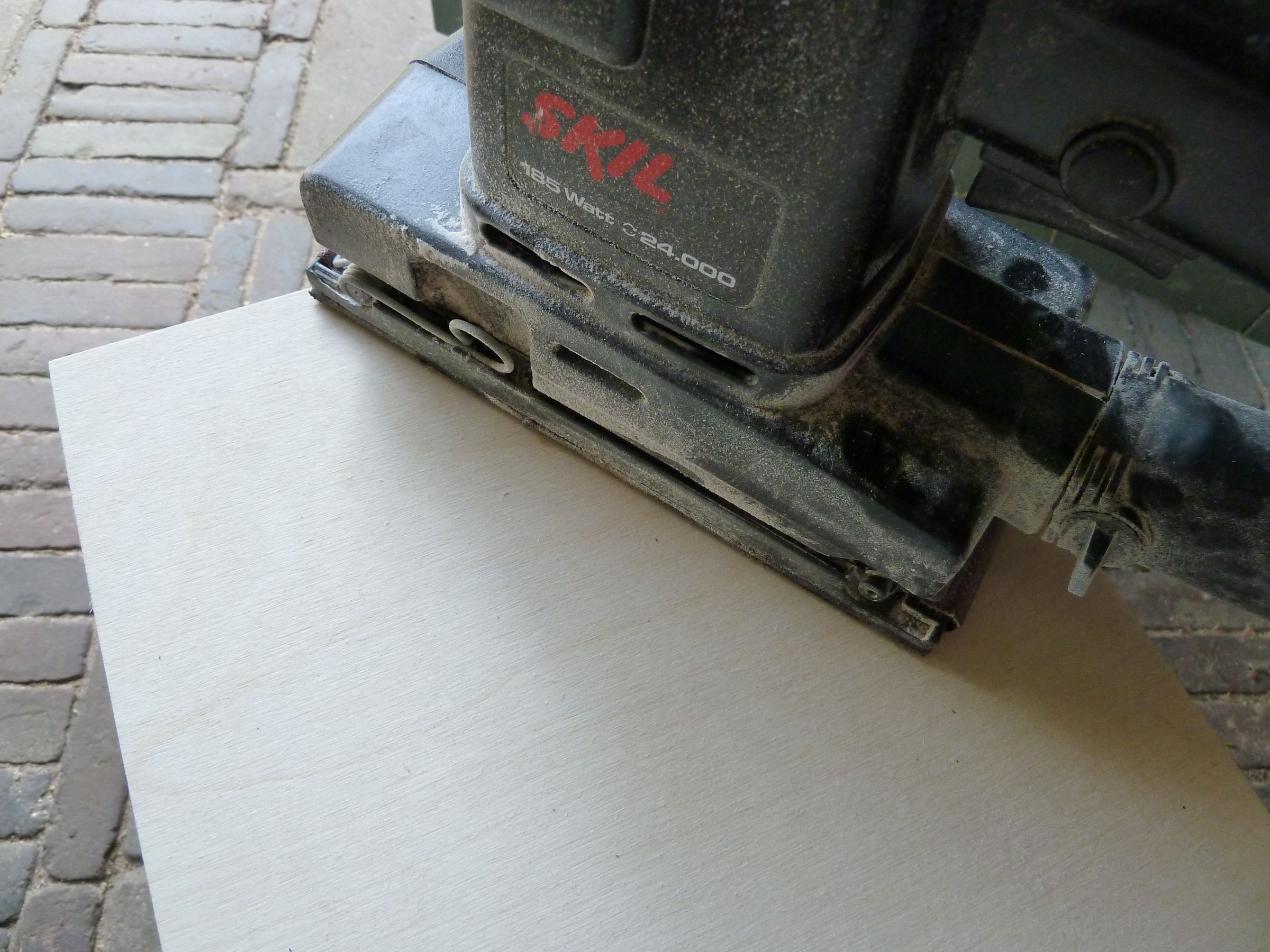Make a Portable Workstation : 14 Steps (with Pictures) - Instructables