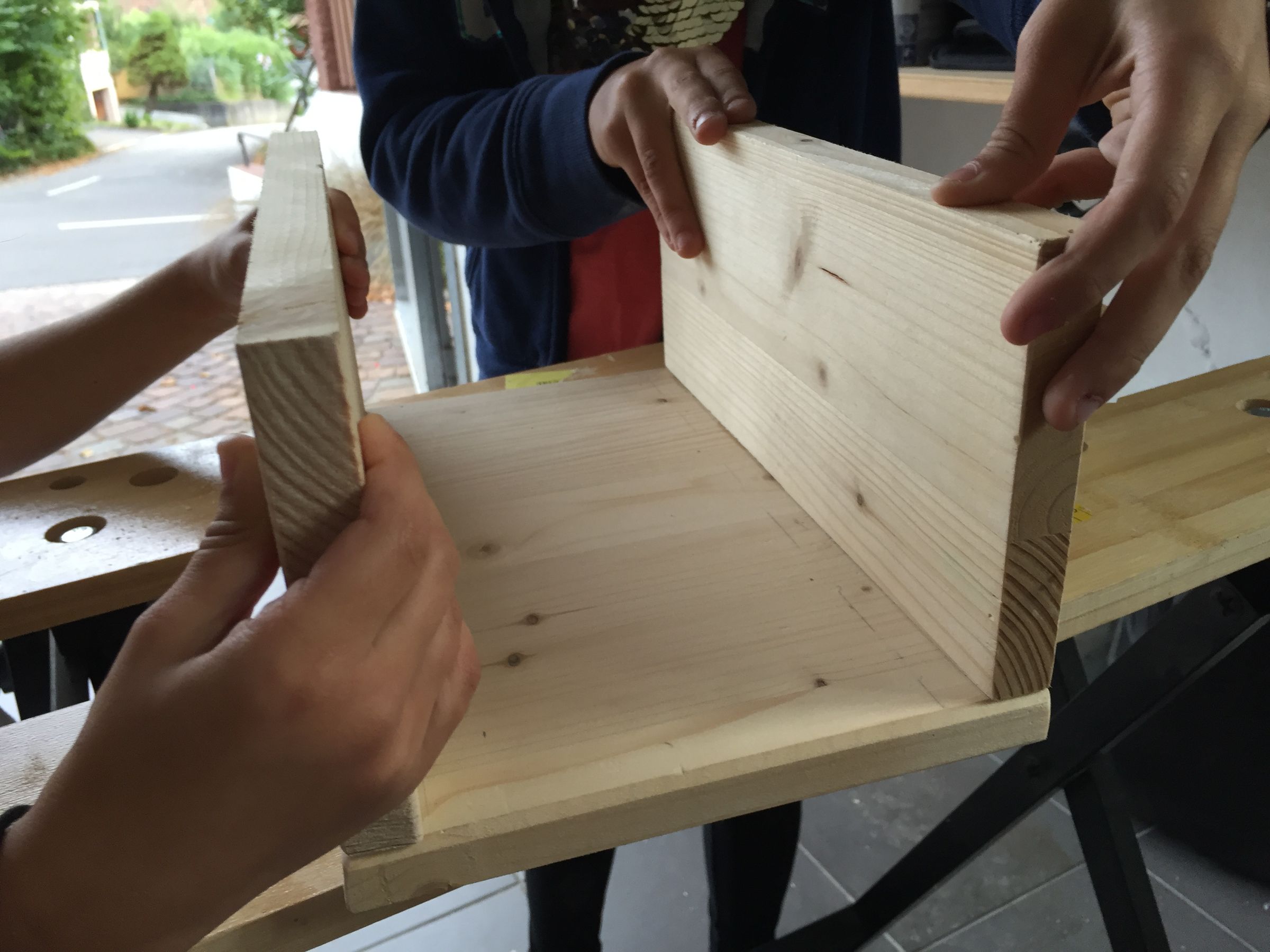 Wooden Shoe Shine Box : 5 Steps (with Pictures) - Instructables