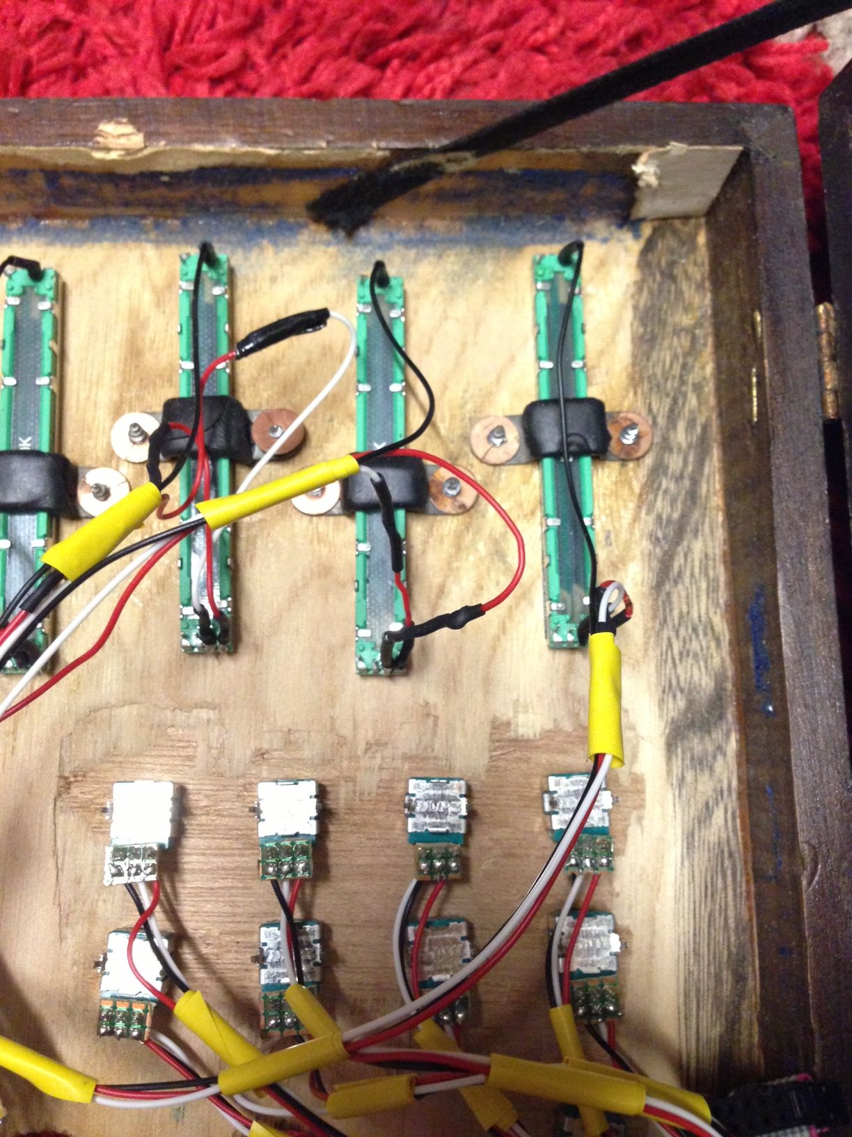 Custom Built MIDI Controller : 8 Steps (with Pictures) - Instructables