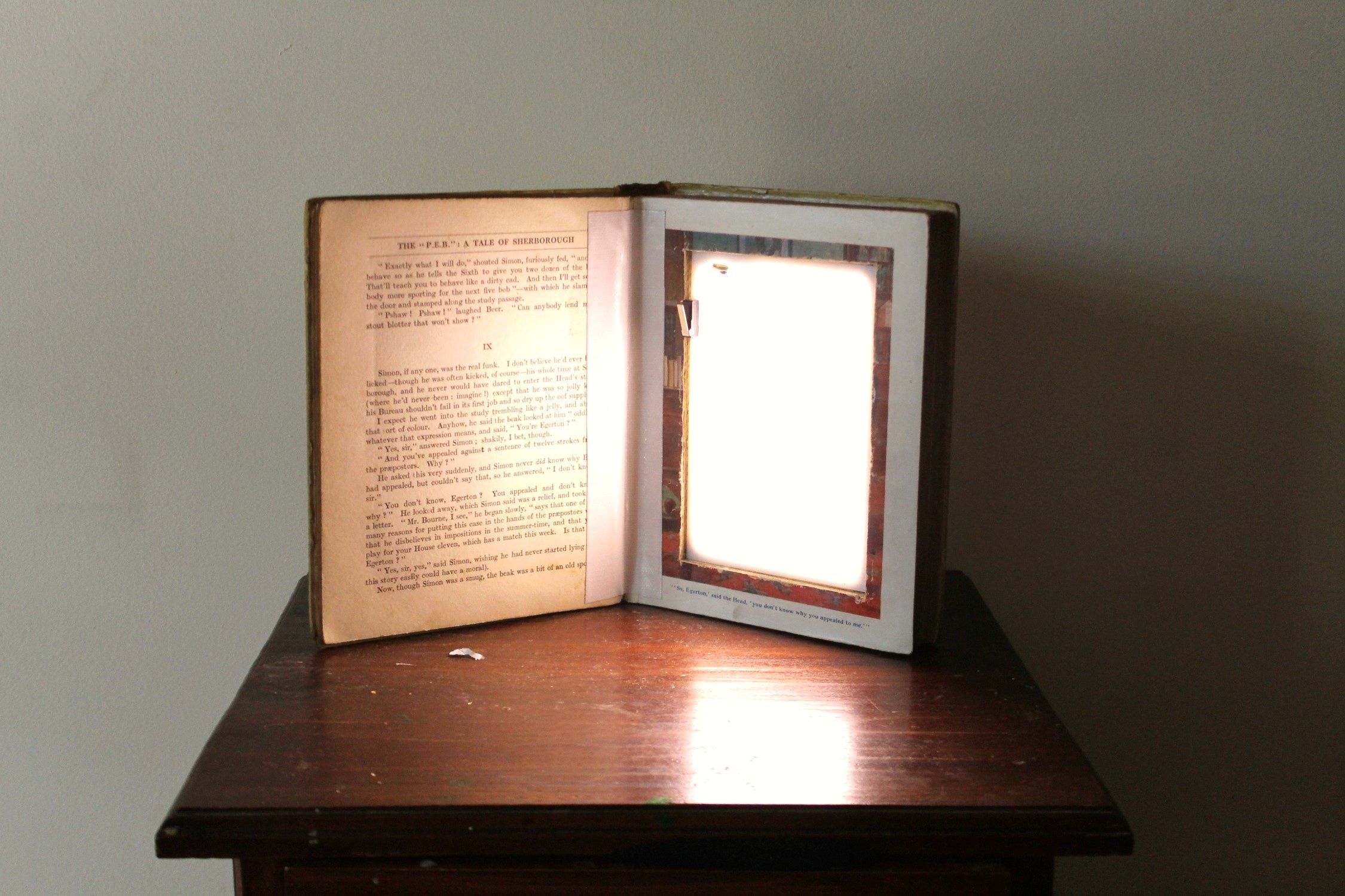 LED Book Light - Inside a Book! : 10 Steps (with Pictures) - Instructables