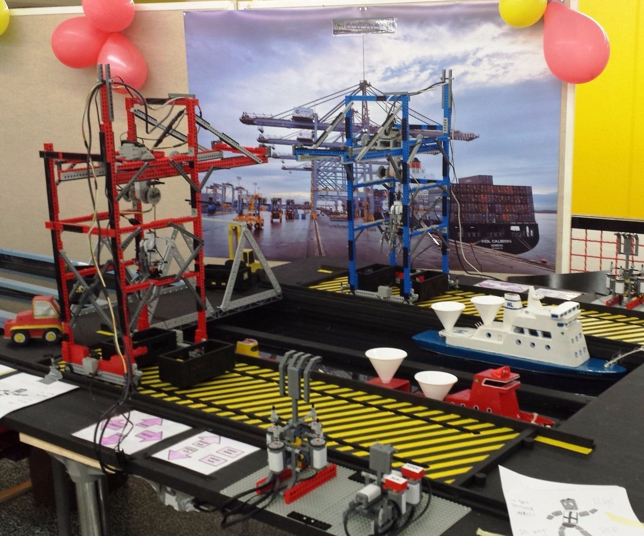 Miniature Harbour With Lego Cranes : 6 Steps (with Pictures ...