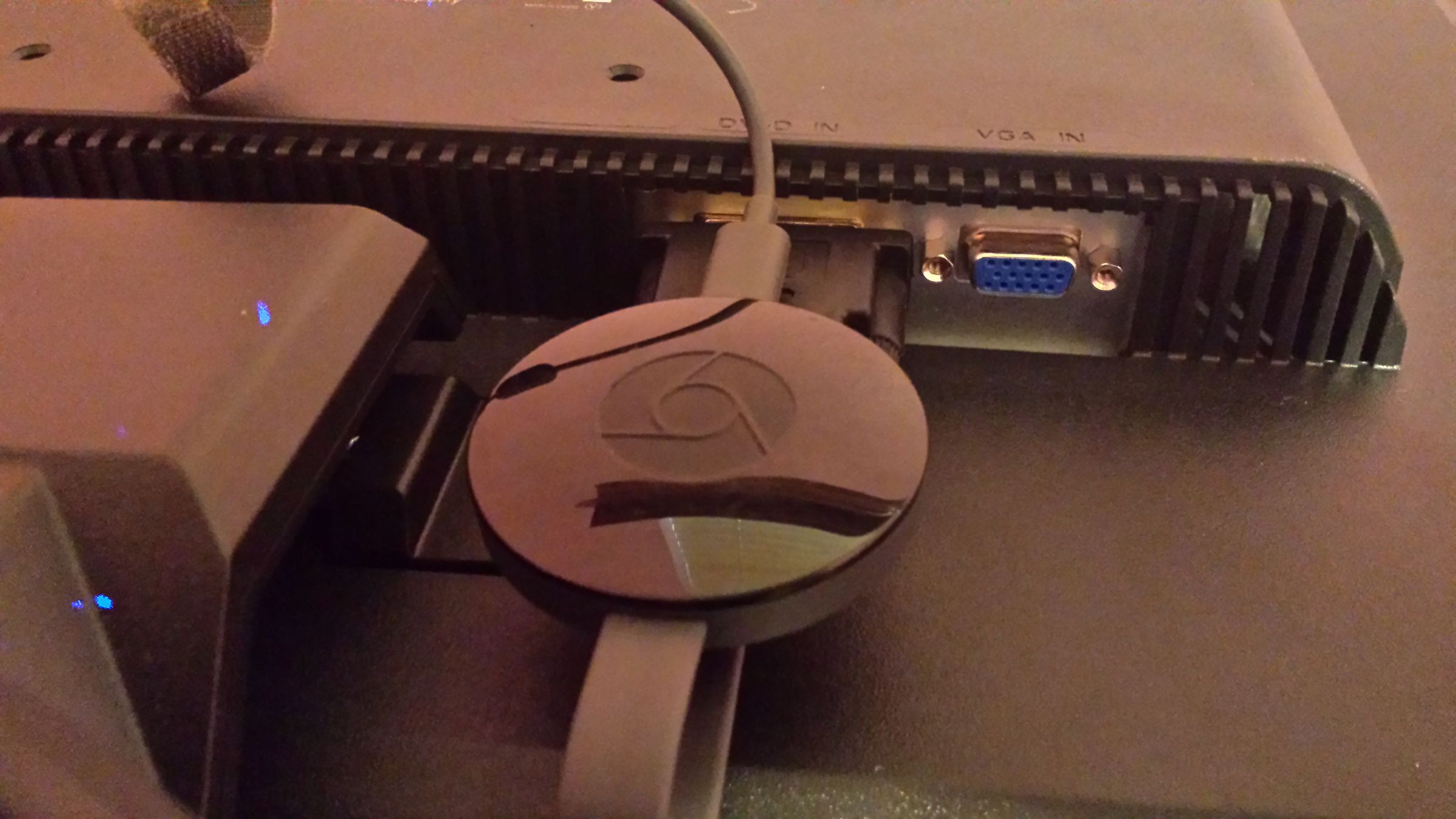 Cheapest Chromecast W/ DVI-D Monitor Setup (Google Cast's "Cast Screen ...