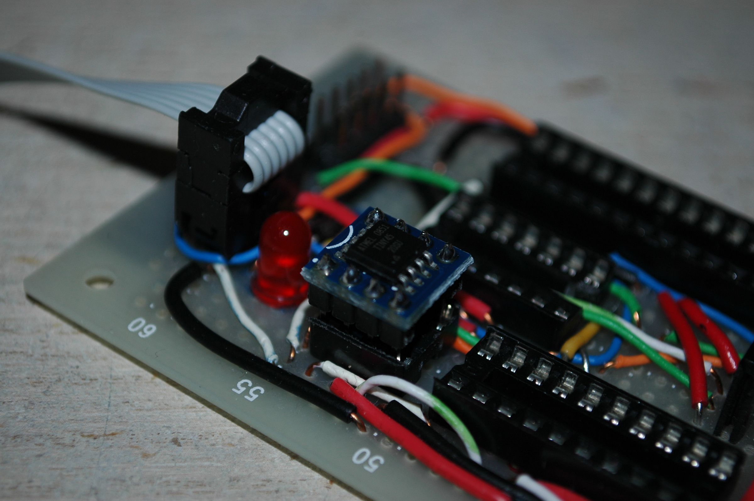 DIY $5 USBTinyISP : 4 Steps - Instructables