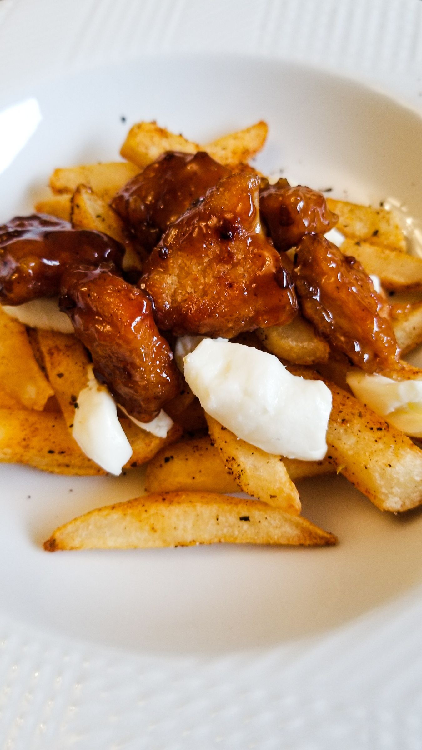 Ultimate Honey Garlic Chicken Poutine – Copycat : 8 Steps (with ...