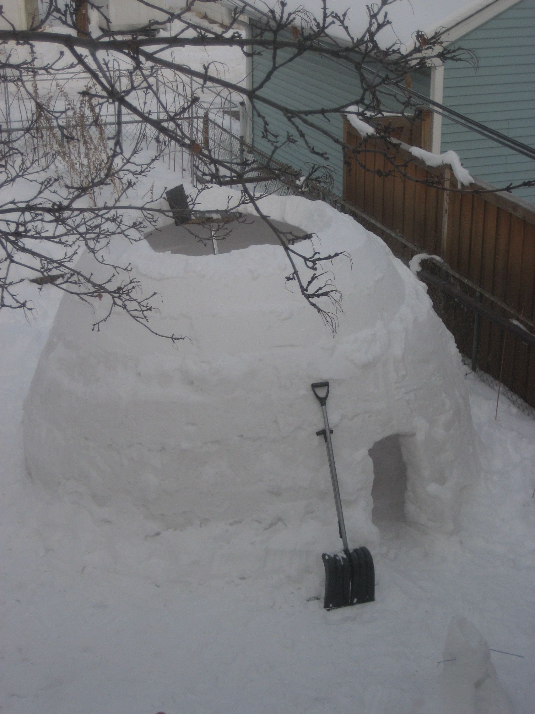 Igloo Made With Nifty Tool : 10 Steps (with Pictures) - Instructables