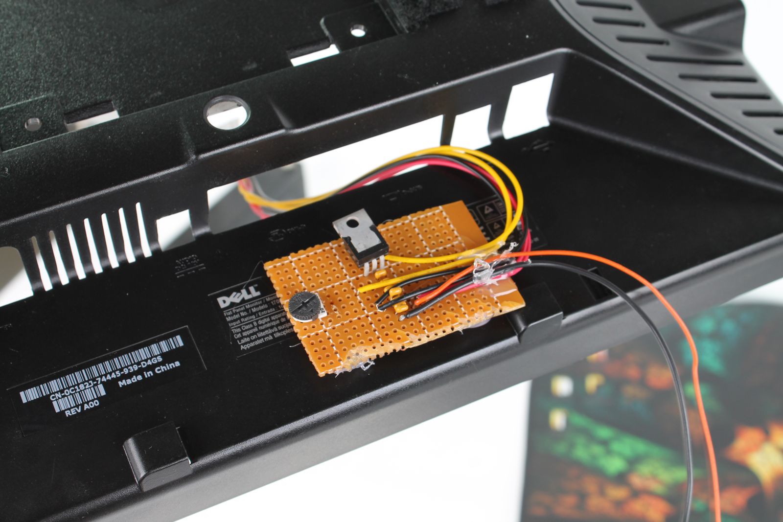 Dummy Monitor for Photo Shoots and Product Demos : 11 Steps (with ...
