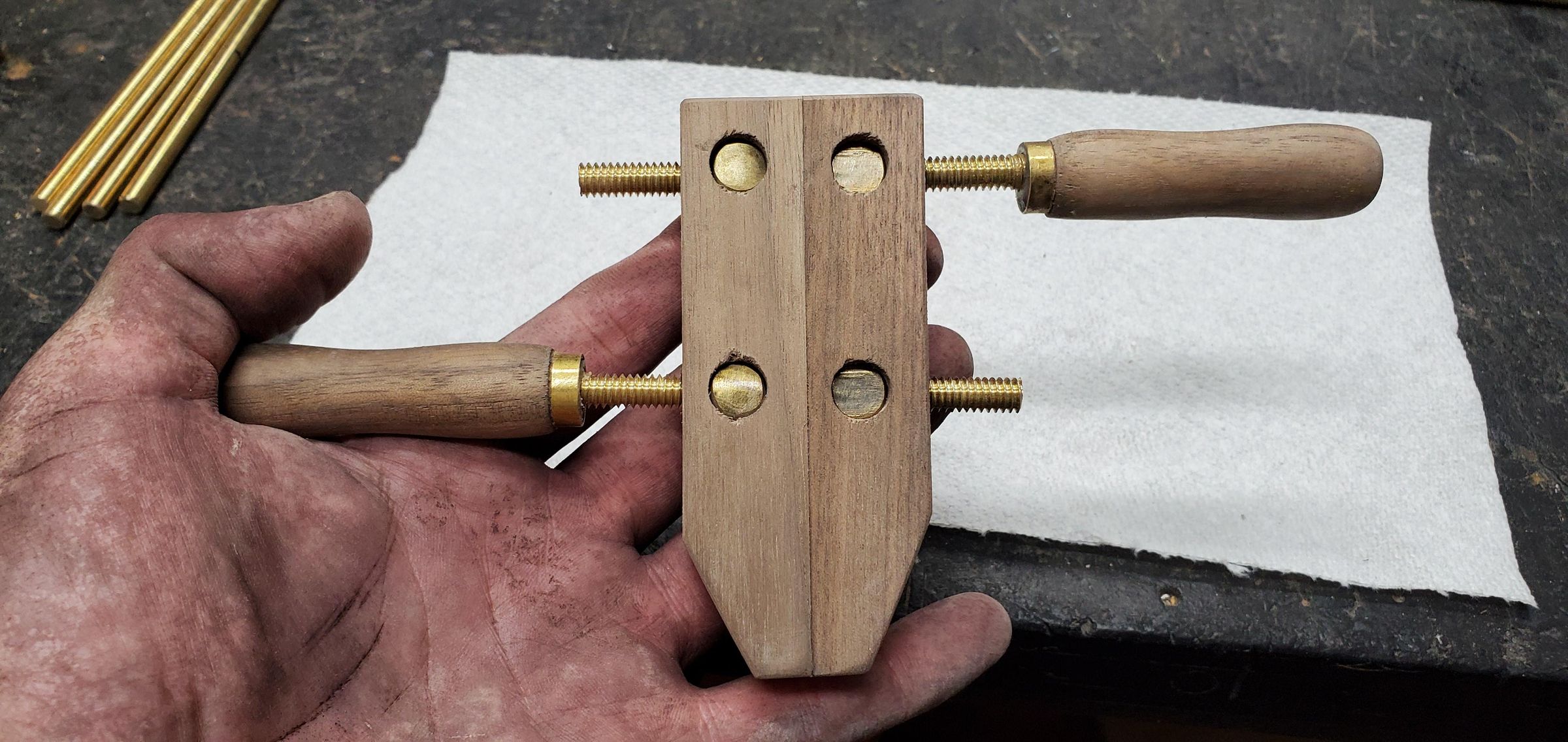 How to Make Handscrew Clamps : 14 Steps (with Pictures) - Instructables