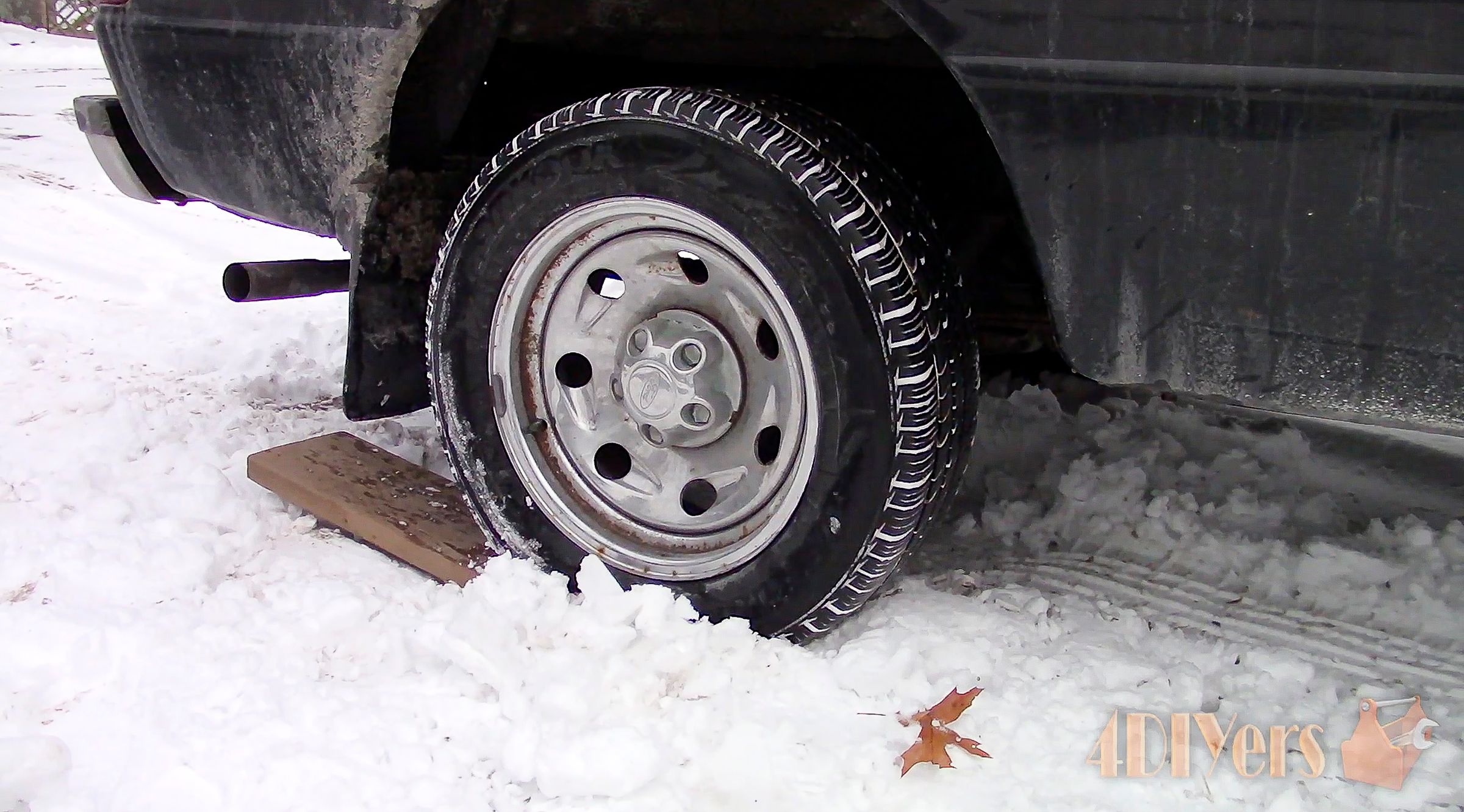How to Get Your Vehicle Unstuck in the Snow : 6 Steps (with Pictures ...
