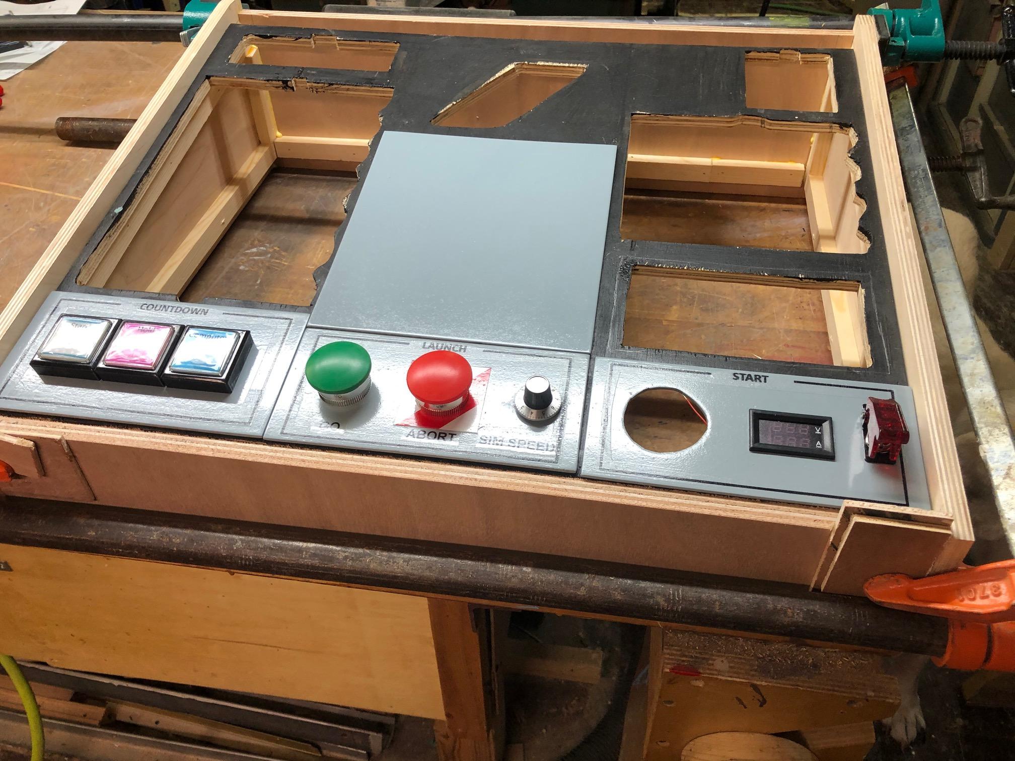 A Shuttle Mission Control Mock-Up for Kids : 10 Steps (with Pictures ...