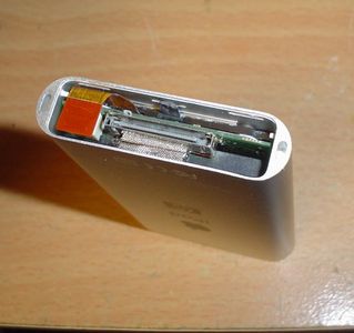 Ipod Mini to 32gig and New Battery Without Scratching It. : 7 Steps ...
