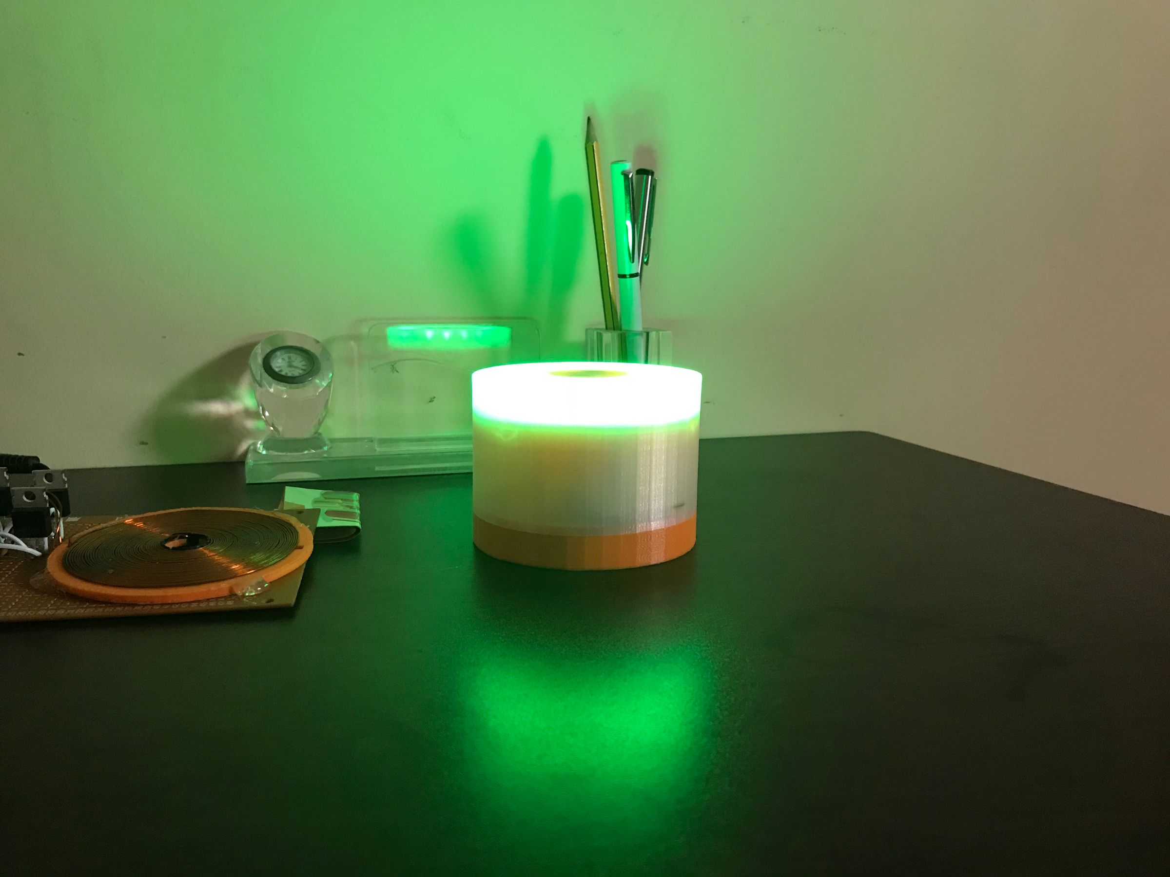 Wireless Powered Multi Color LED Lamp : 10 Steps (with Pictures ...