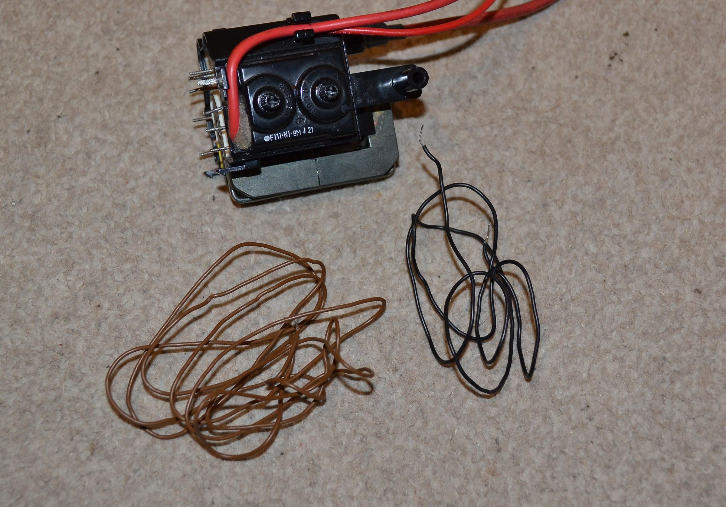 Flyback Transformer Driver for Beginners : 11 Steps (with Pictures ...