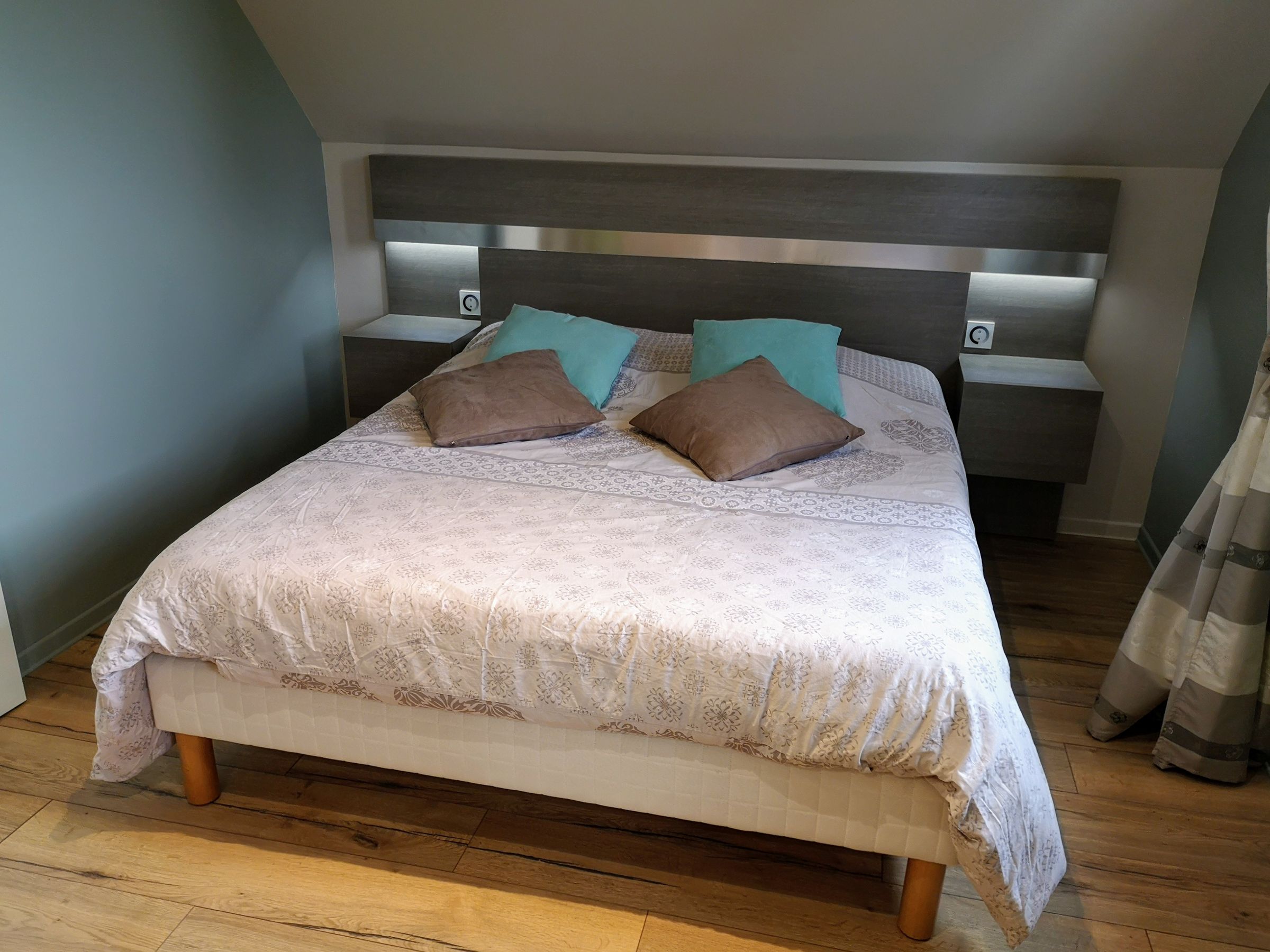 Headboard With Integrated Bedside Tables and Lighting : 14 Steps (with ...