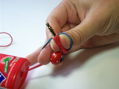 Portable Container for Earbuds : 4 Steps (with Pictures) - Instructables