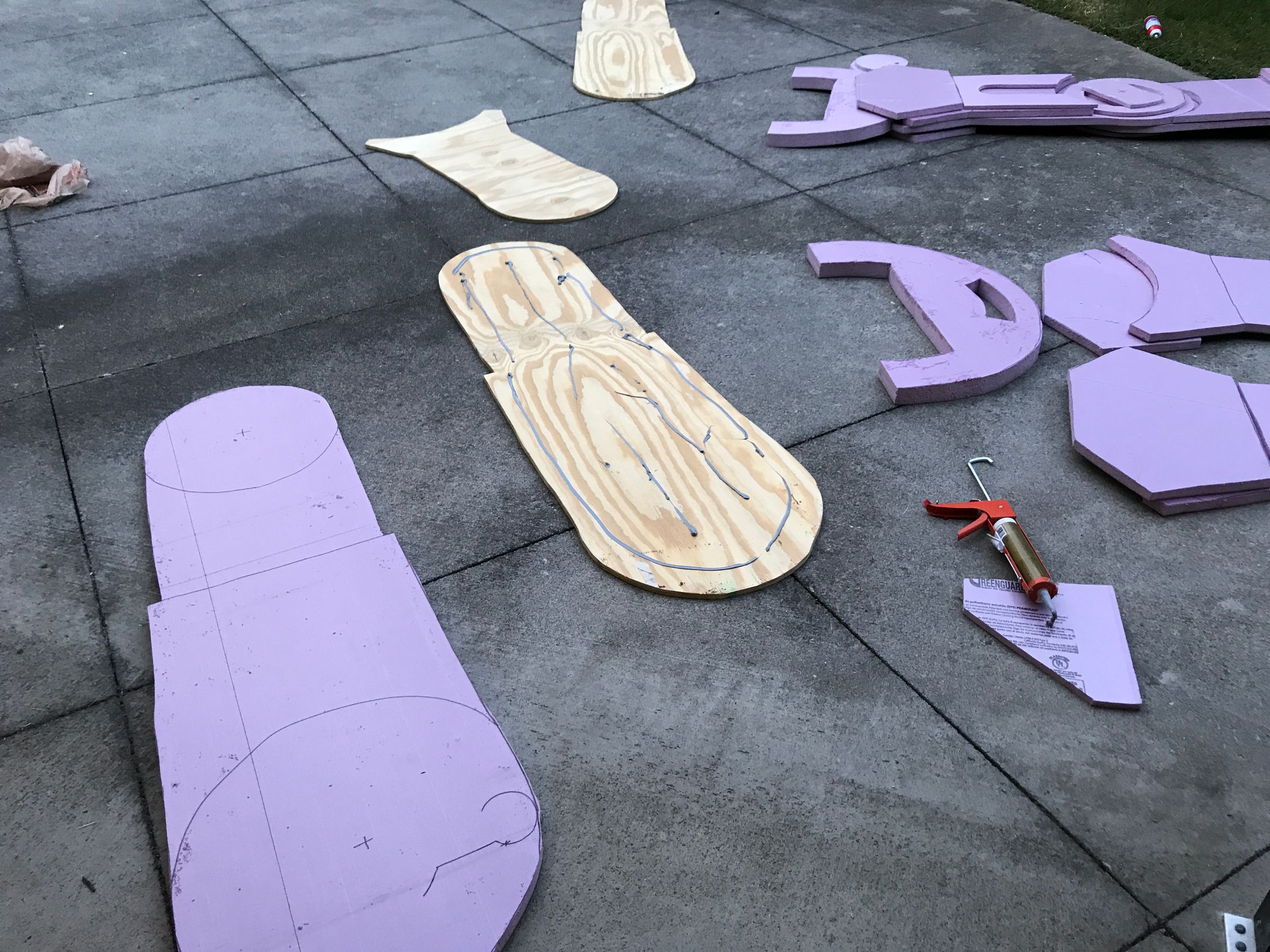 Make a Large-Scale Star Wars AT-AT Walker : 11 Steps (with Pictures ...