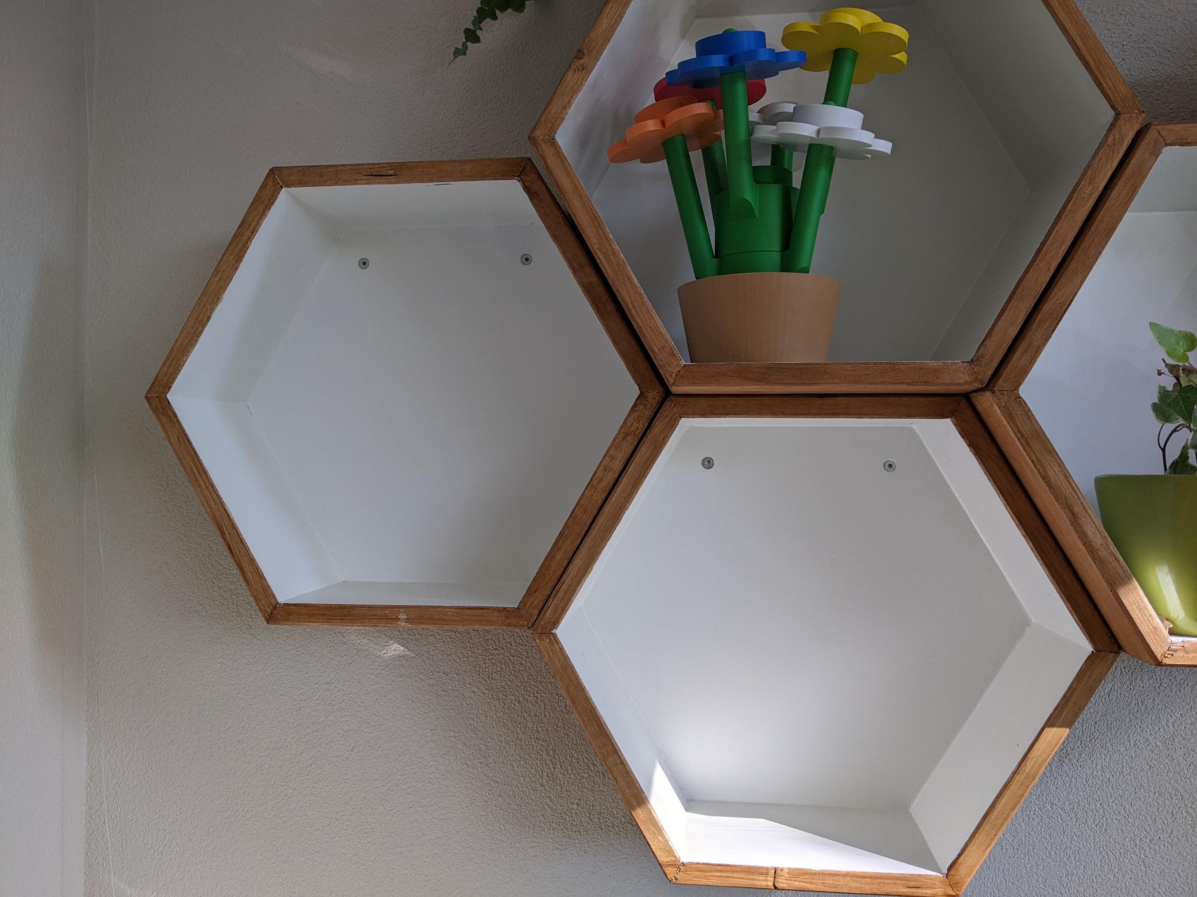 Hexagon Shelf : 10 Steps (with Pictures) - Instructables