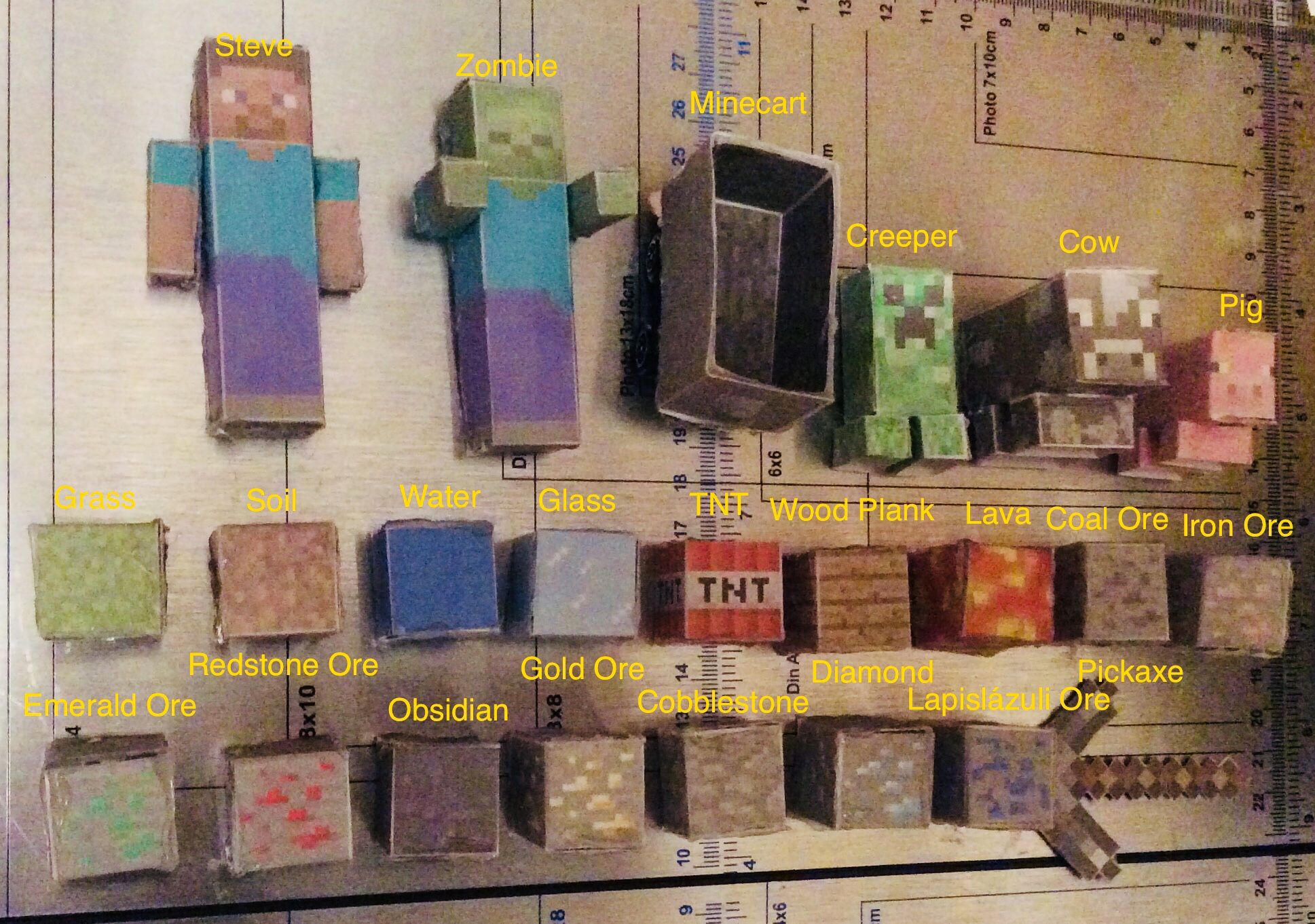 Cardstock Minecraft World : 7 Steps (with Pictures) - Instructables