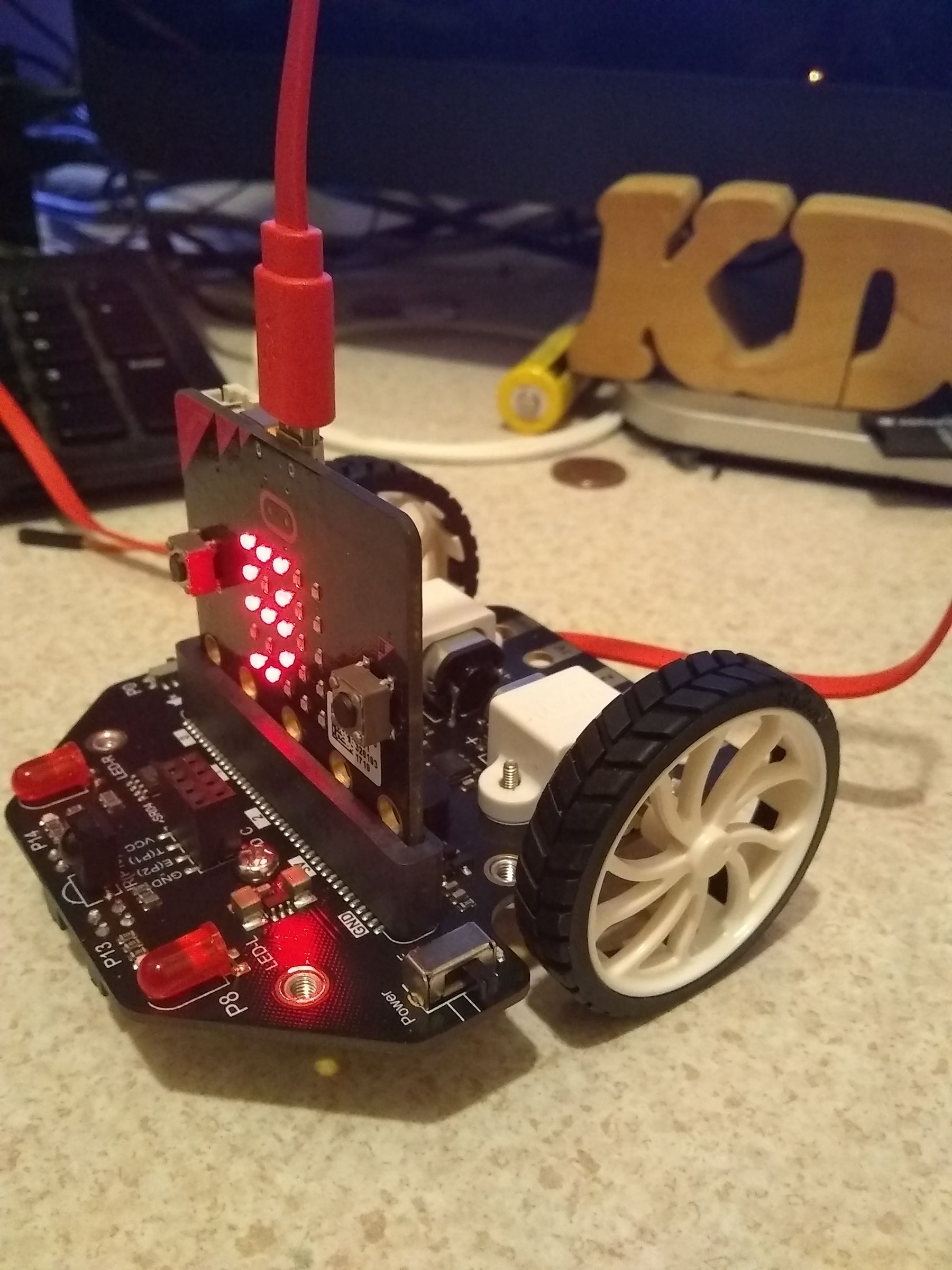 Using the DF Robot Micro Maqueen Micro:Bit Robot Platform With the ...