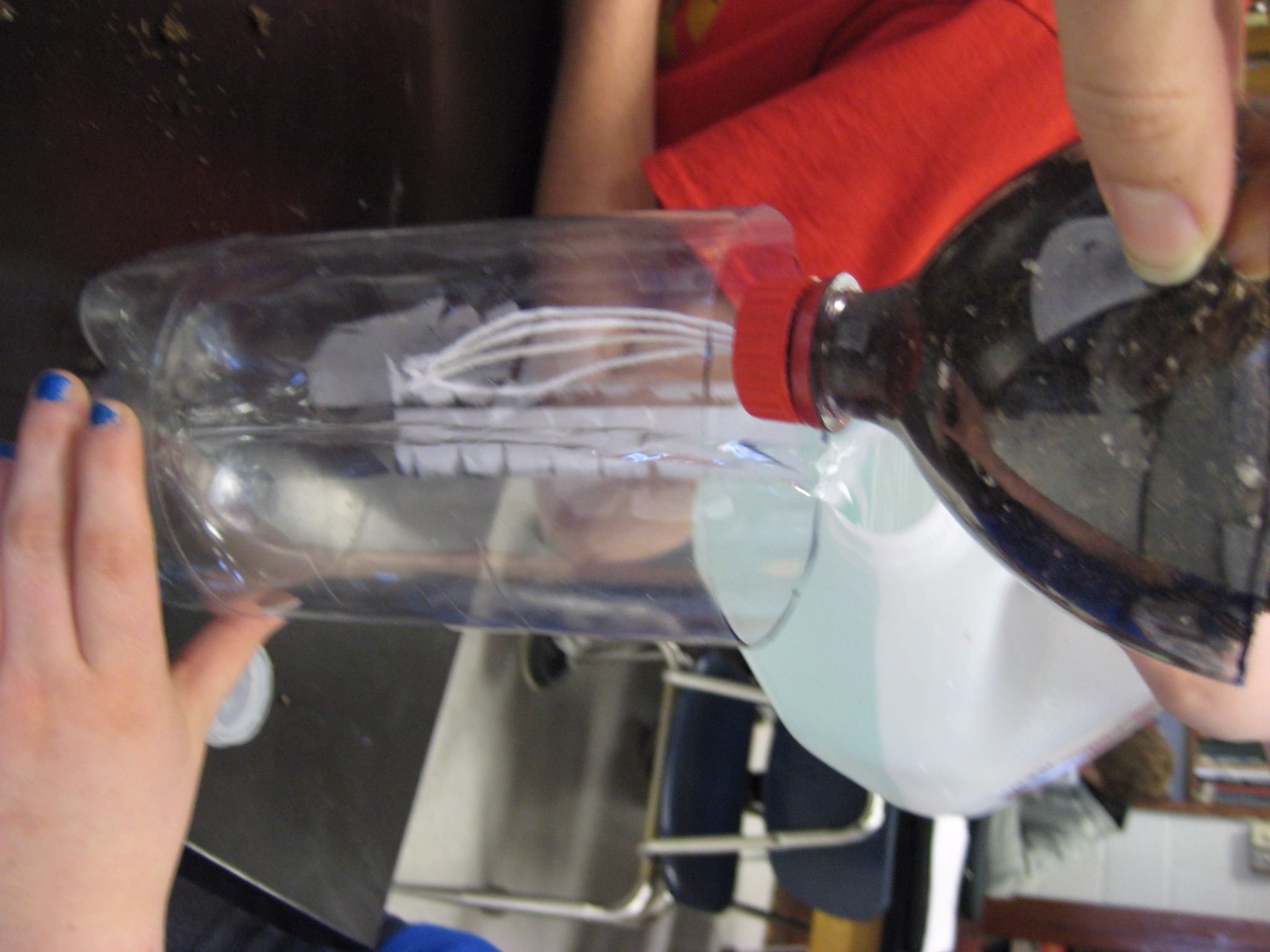 Simple Hydroponics Wick System : 6 Steps (with Pictures) - Instructables