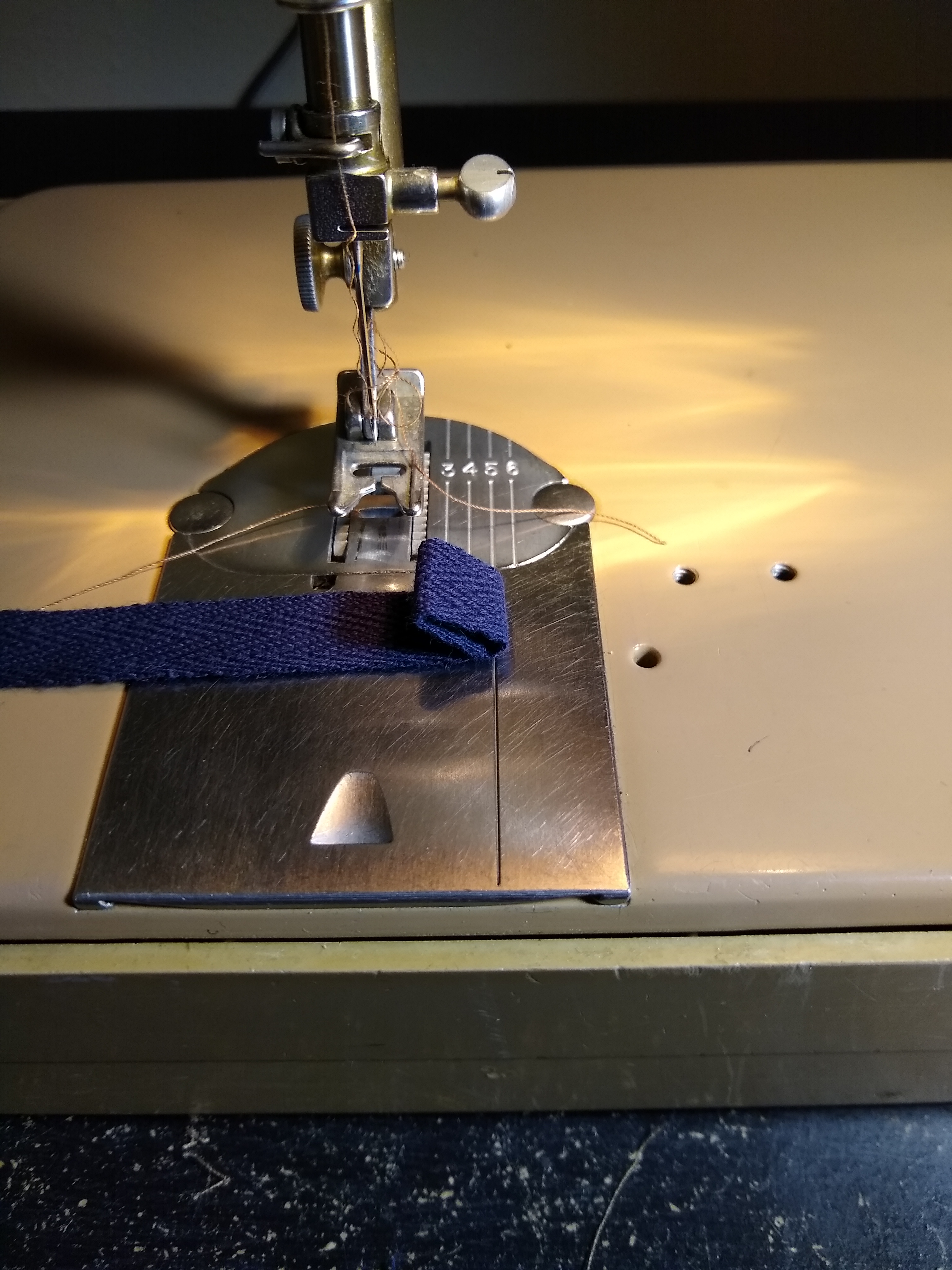 Simple Apron : 7 Steps - Instructables