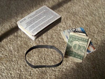 Rubber Band Wallet : 4 Steps - Instructables