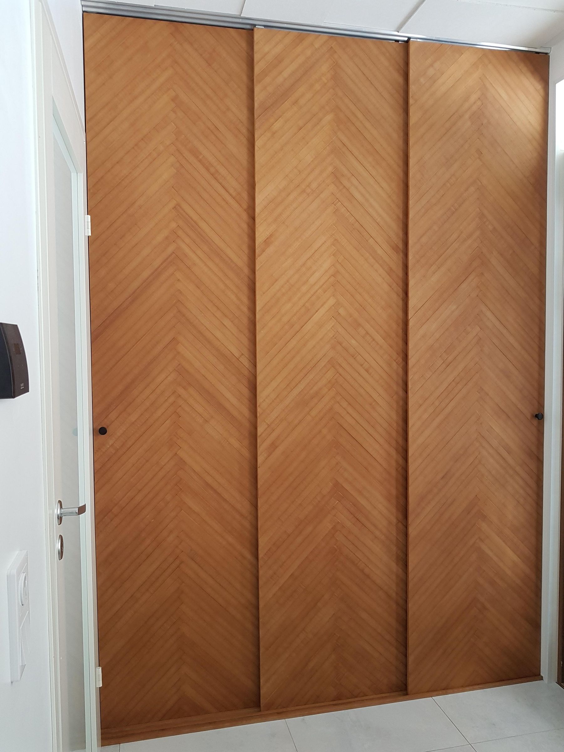 Wood Strip Sliding Doors From Leftover Planks (Easy & Ecological!) : 5 ...