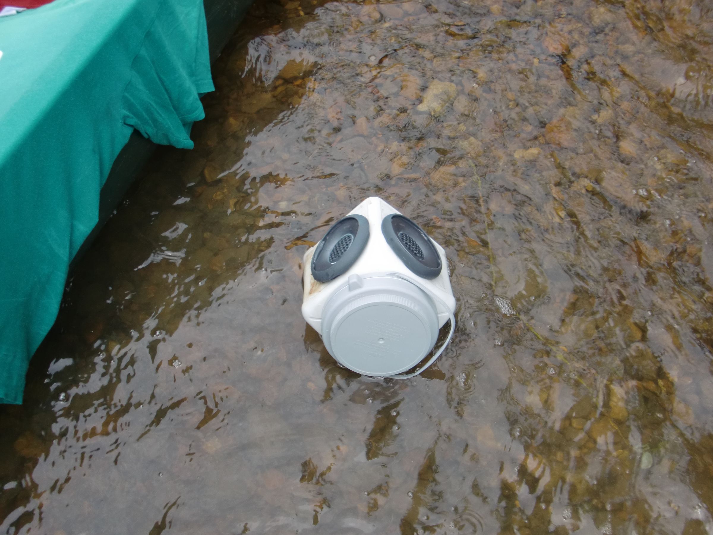Floating Water Proof Speakers (with Pictures) - Instructables