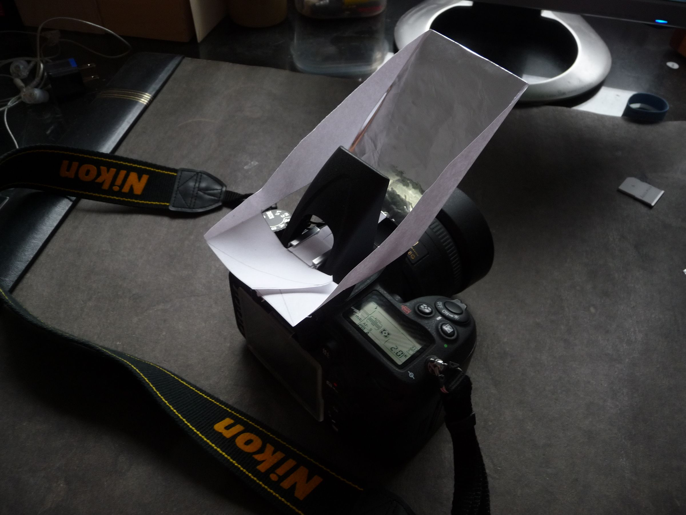 Printable Paper Pop-Up Flash Diffuser/Reflector : 4 Steps - Instructables