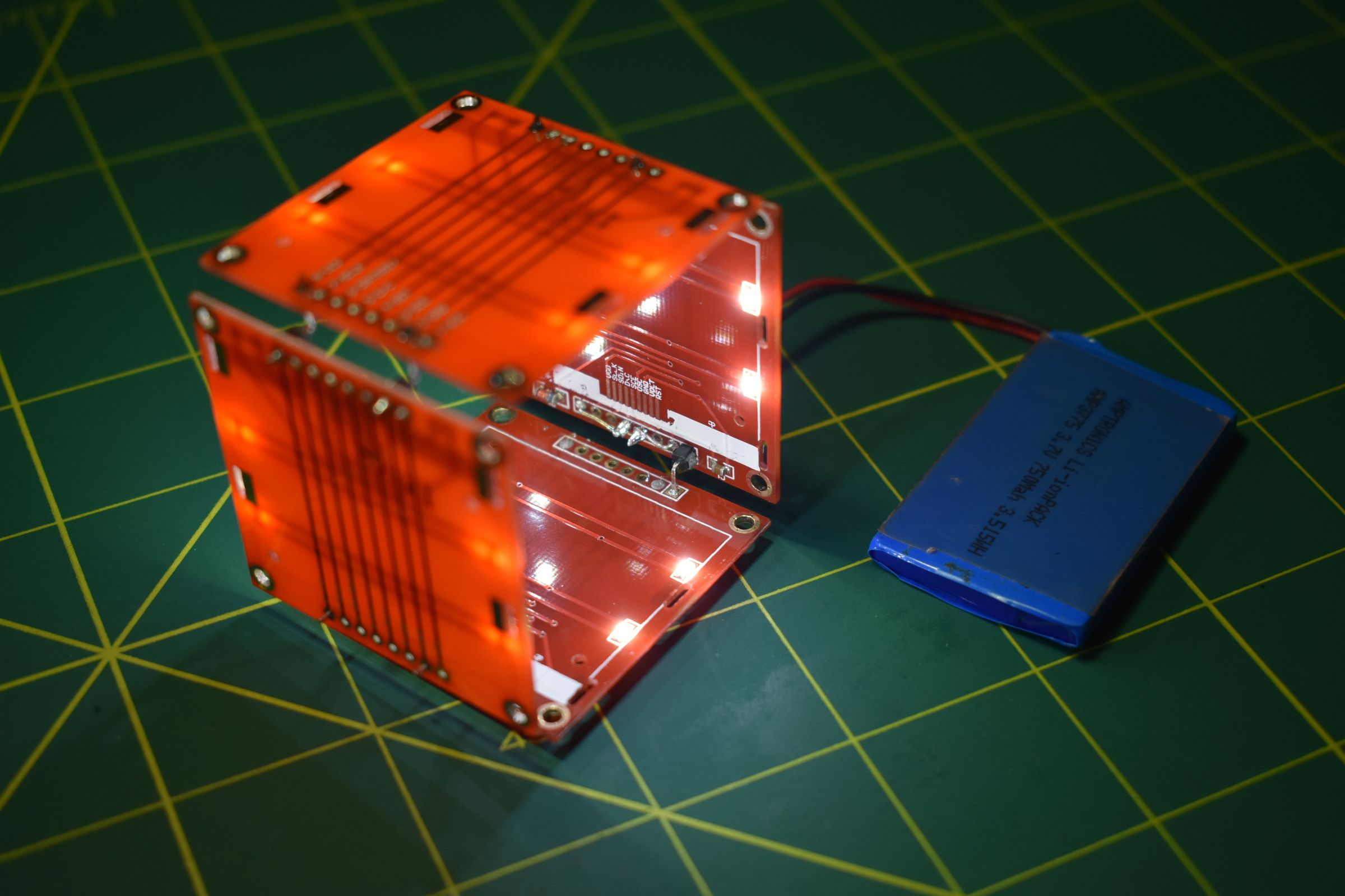 PCB Table Lamp : 7 Steps (with Pictures) - Instructables