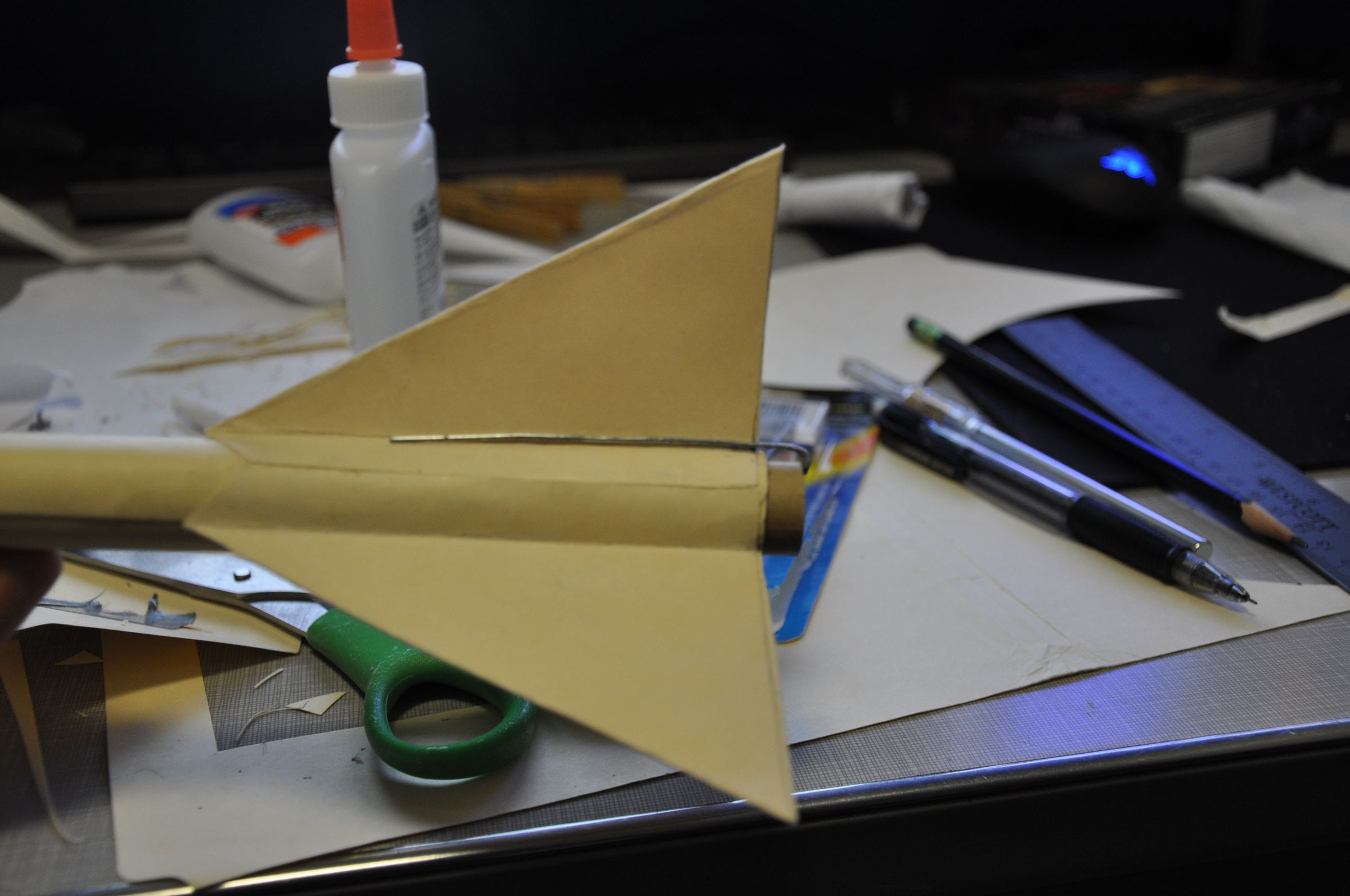 Make Your Own Model Rocket! : 11 Steps (with Pictures) - Instructables
