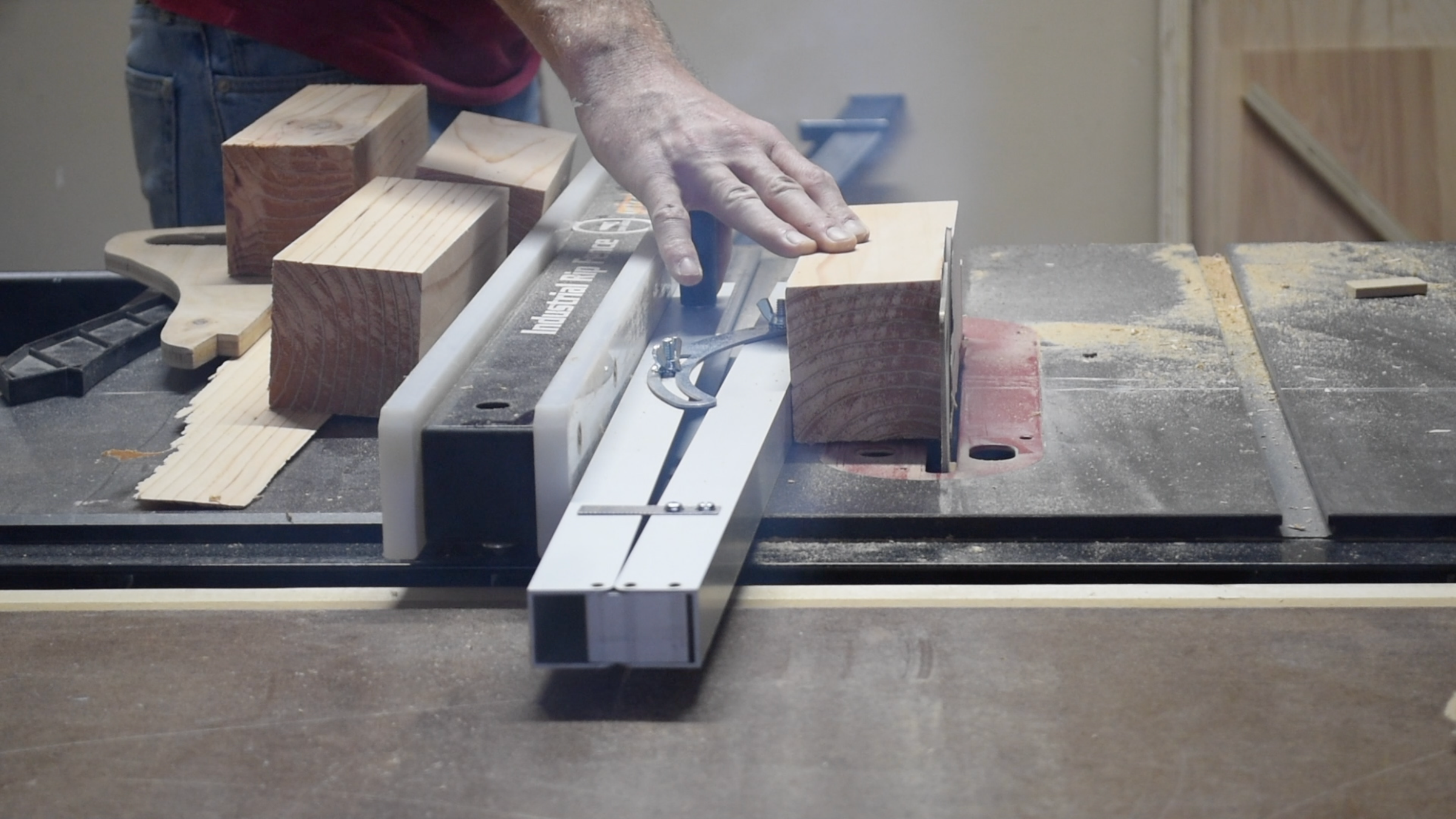 How to Build a Modern Platform Bed : 4 Steps (with Pictures ...