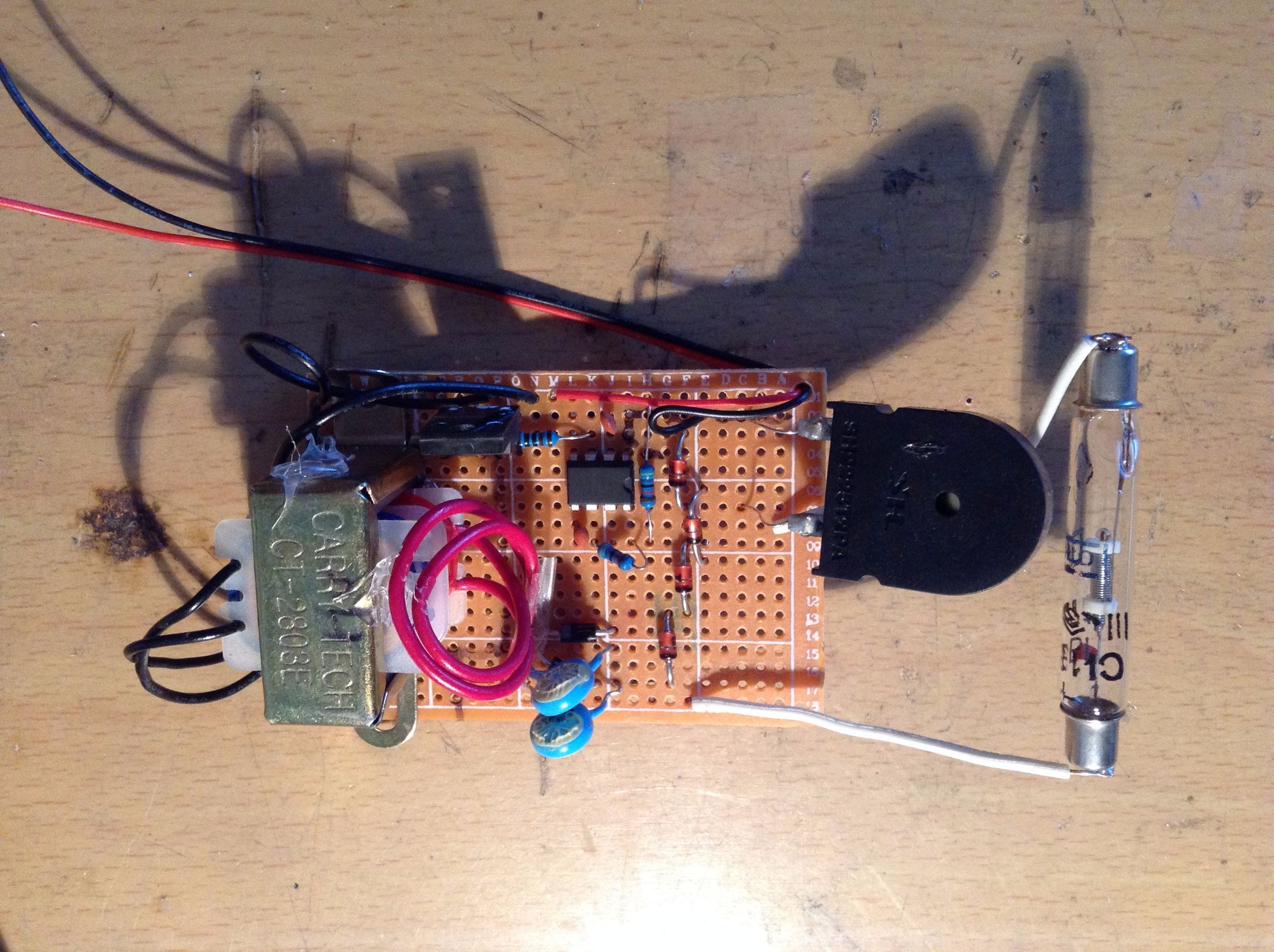 Simplest Geiger Counter : 7 Steps (with Pictures) - Instructables