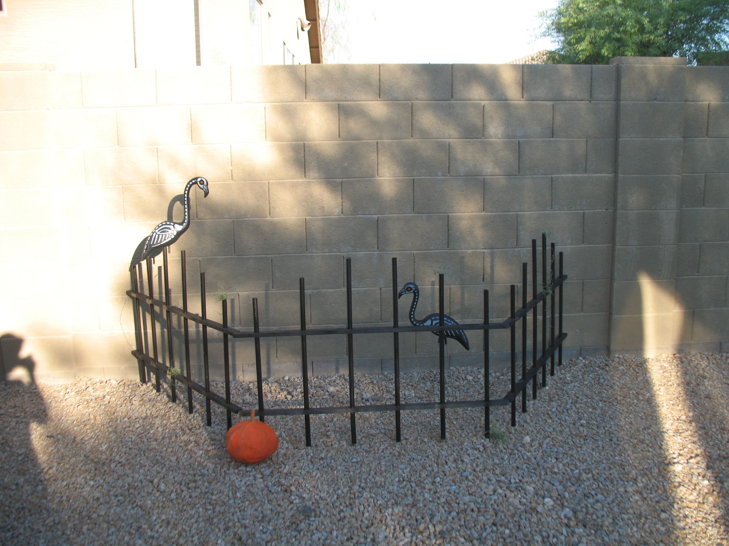 Halloween Cemetery Fence : 9 Steps (with Pictures) - Instructables