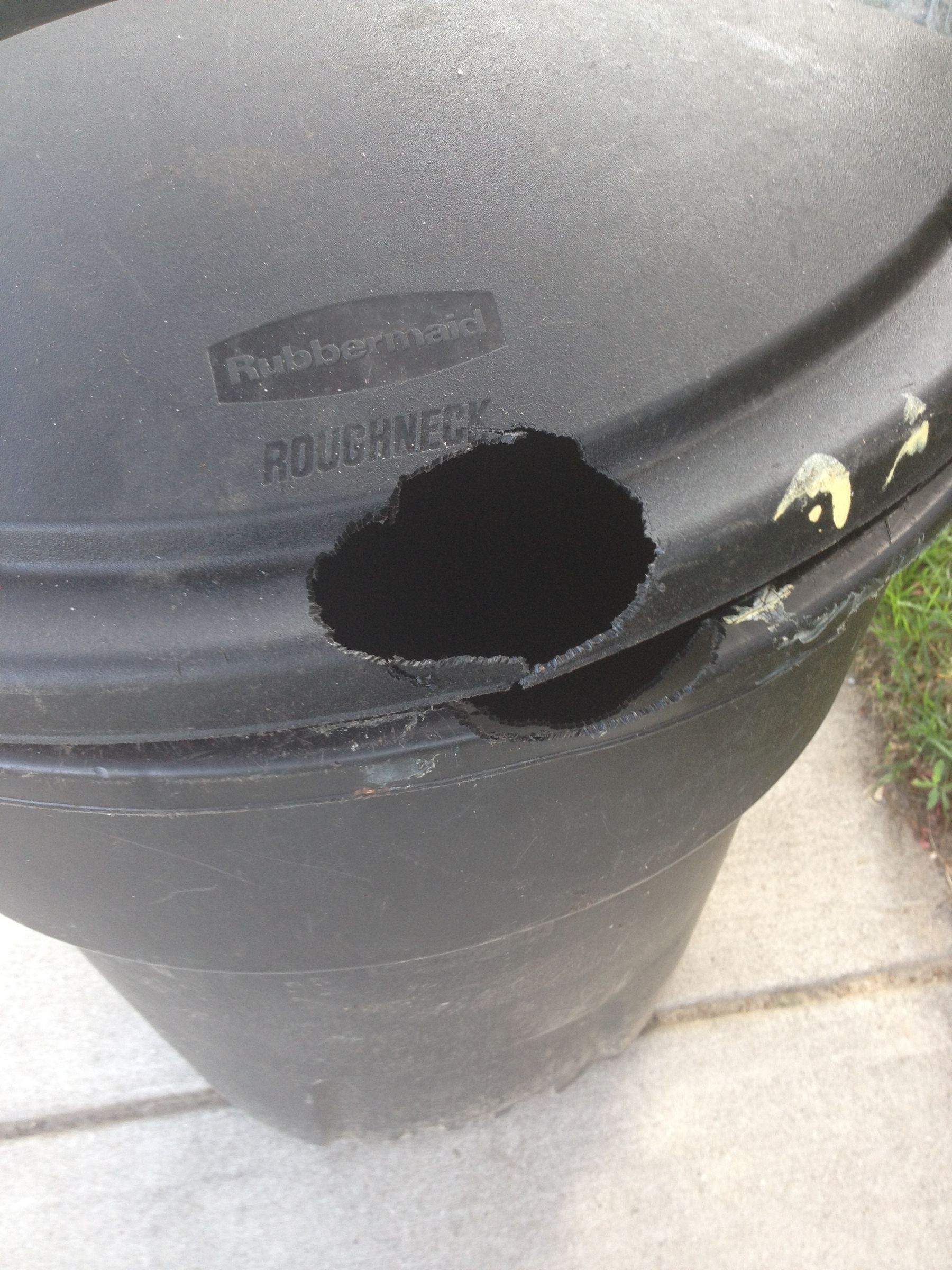 Squirel-Proof Your Trash Containers : 4 Steps - Instructables