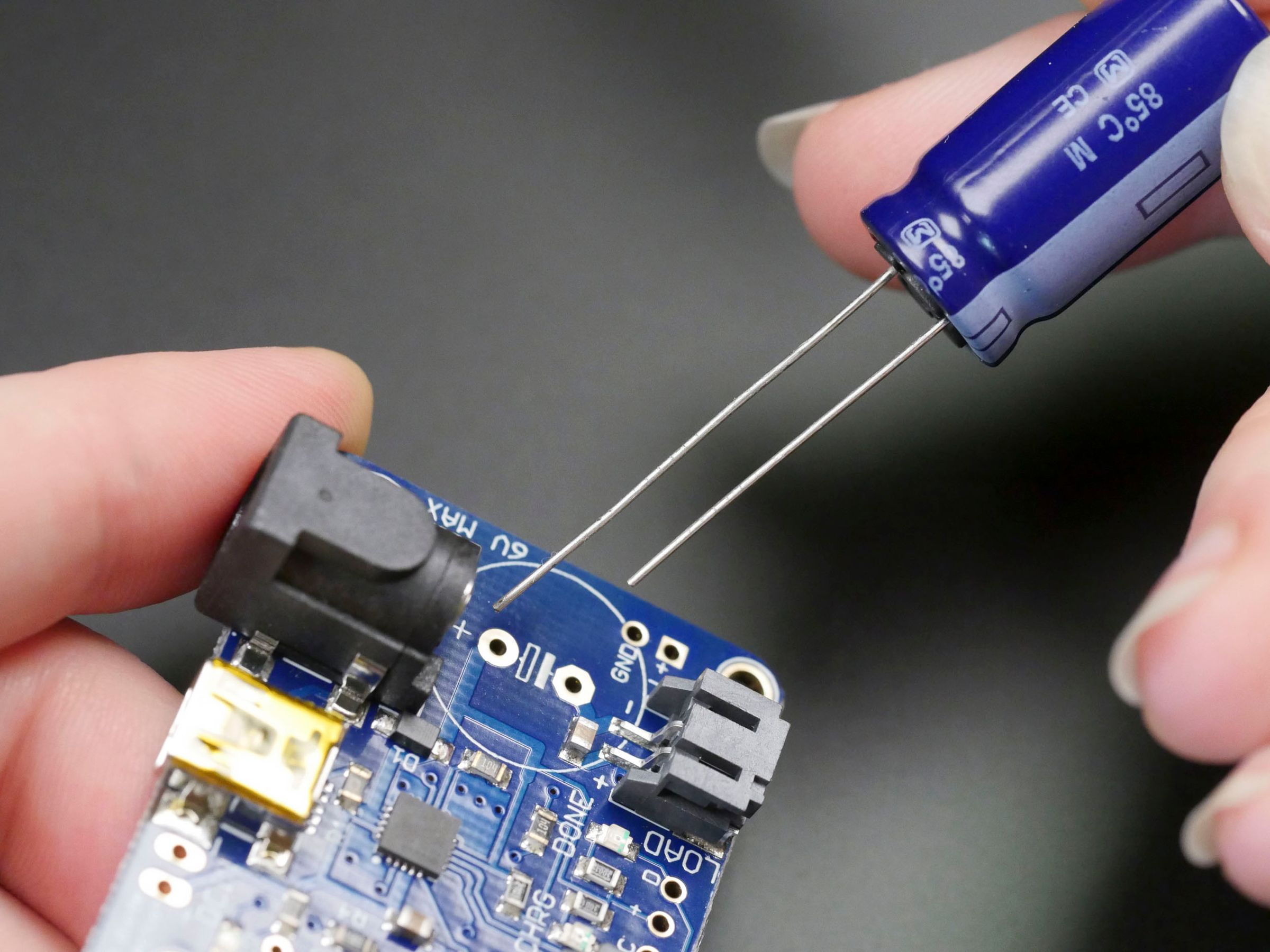 Solar USB Charger : 10 Steps (with Pictures) - Instructables