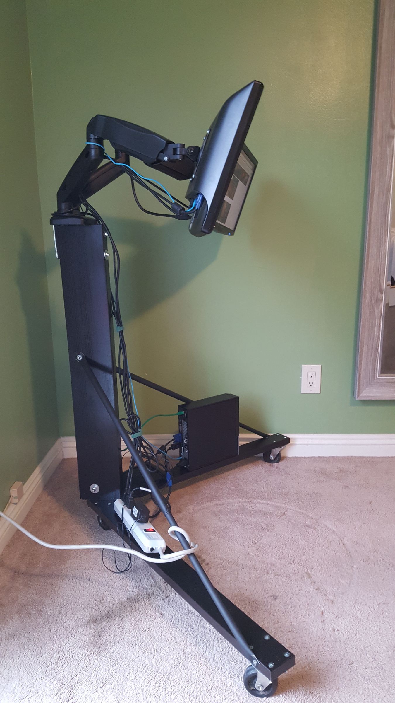 Corner Dual Monitor Stand : 7 Steps (with Pictures) - Instructables