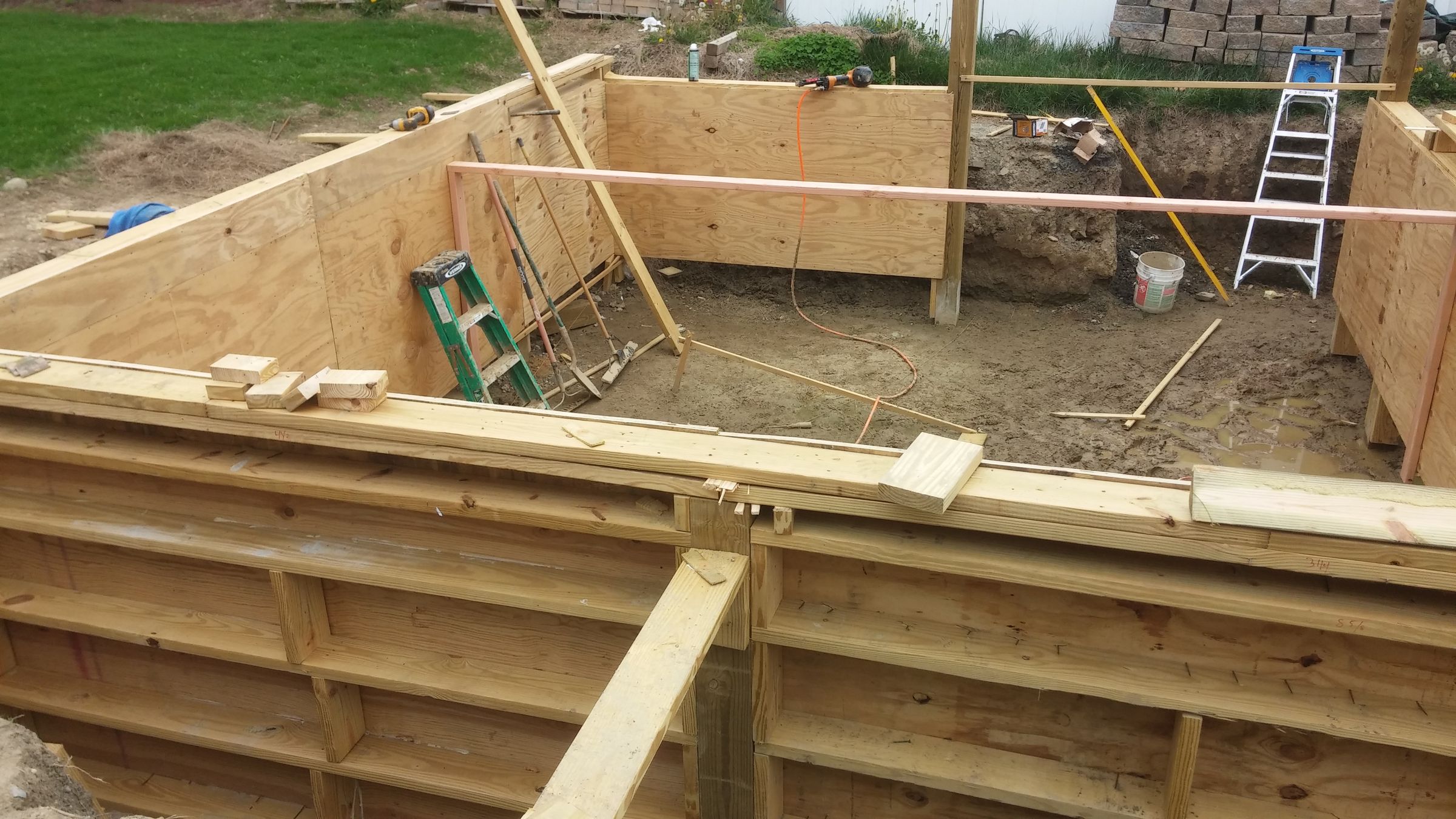 Building a Built in Pool : 5 Steps - Instructables