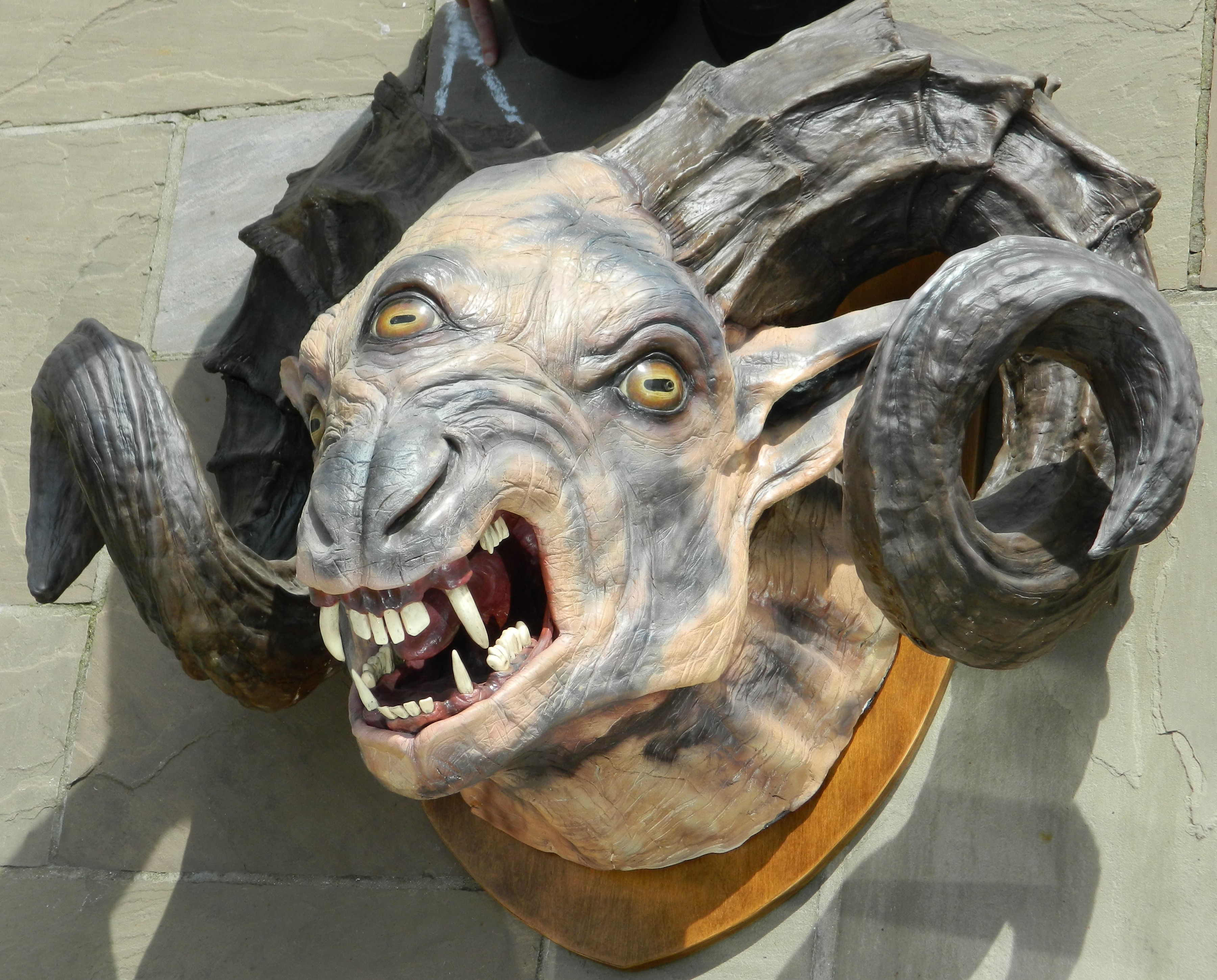 The Witcher 3 Full-Scale Chort/Fiend Sculpture in DAS Clay : 8 Steps ...