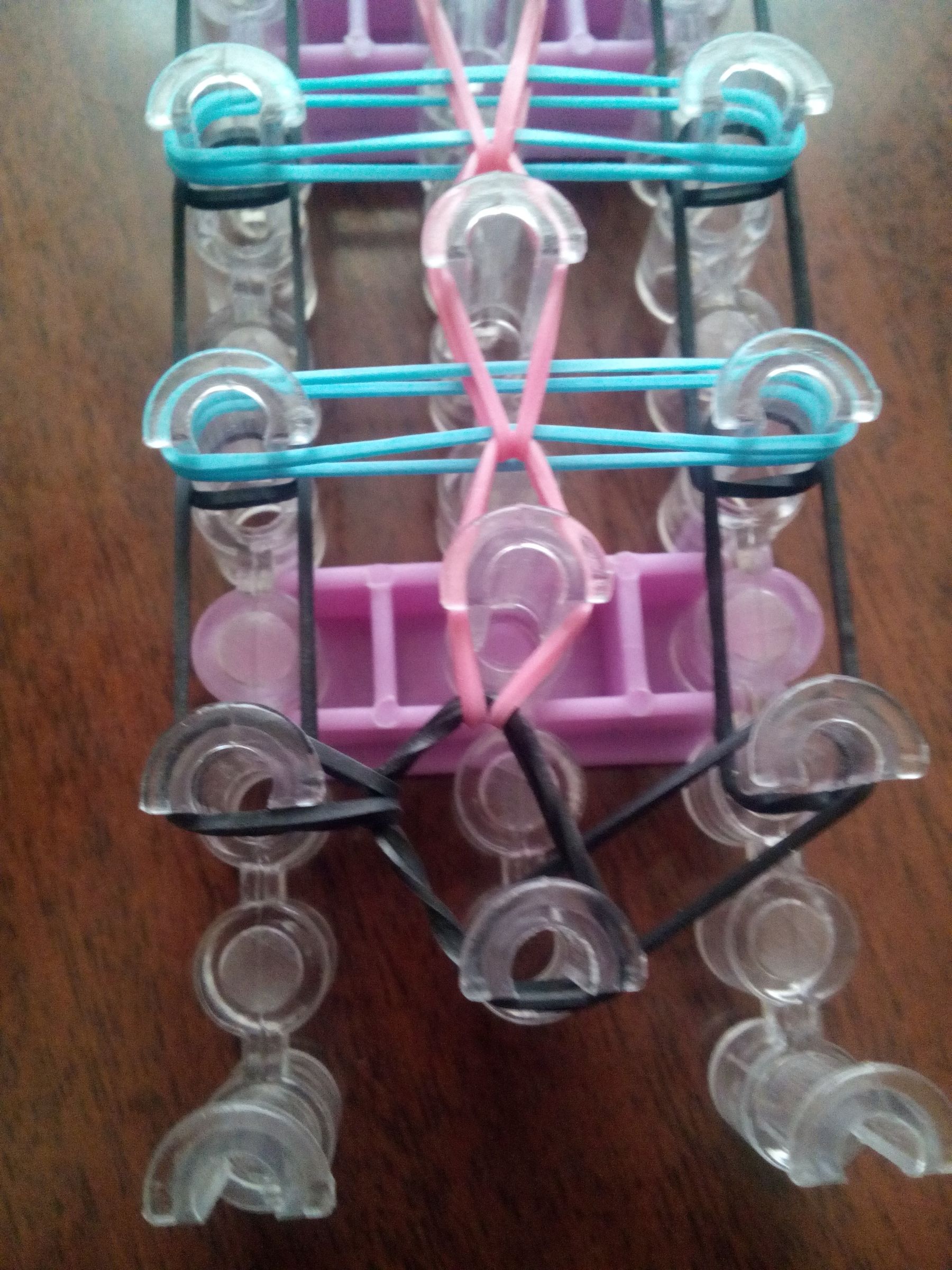 Loom Band Ladder Bracelet : 9 Steps - Instructables