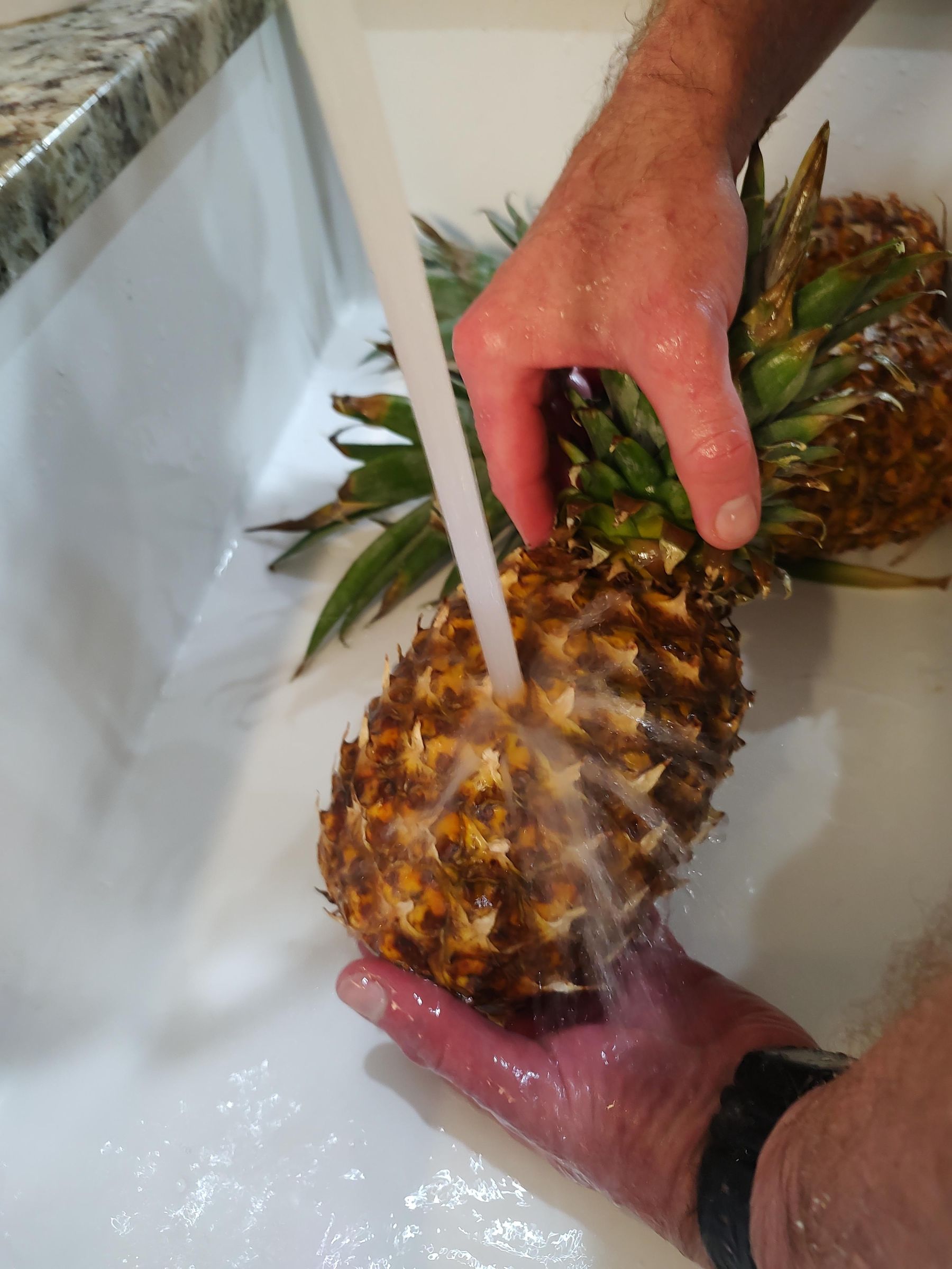 Home Bottled Pineapple : 11 Steps (with Pictures) - Instructables