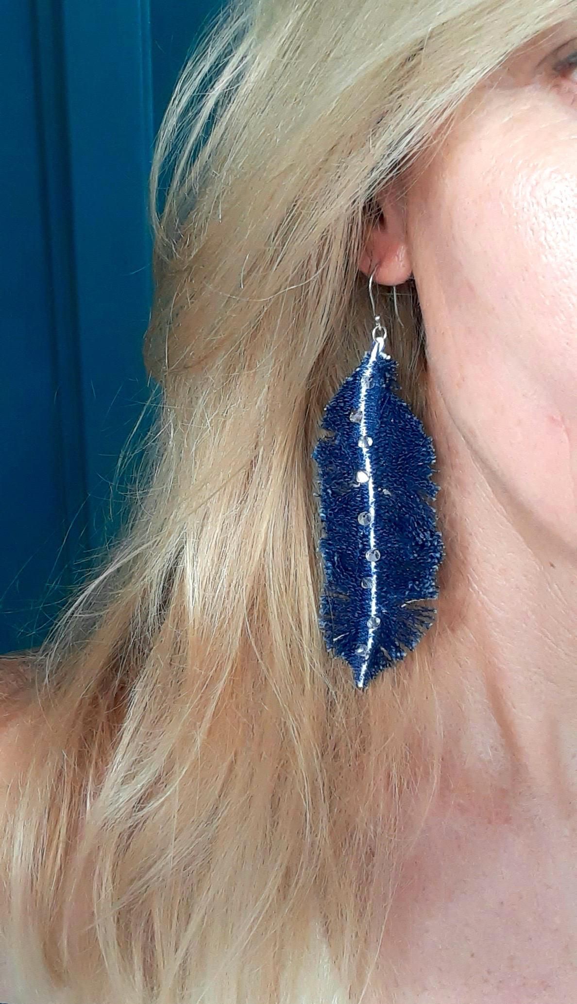 Upcycled Denim Feathers : 6 Steps (with Pictures) - Instructables
