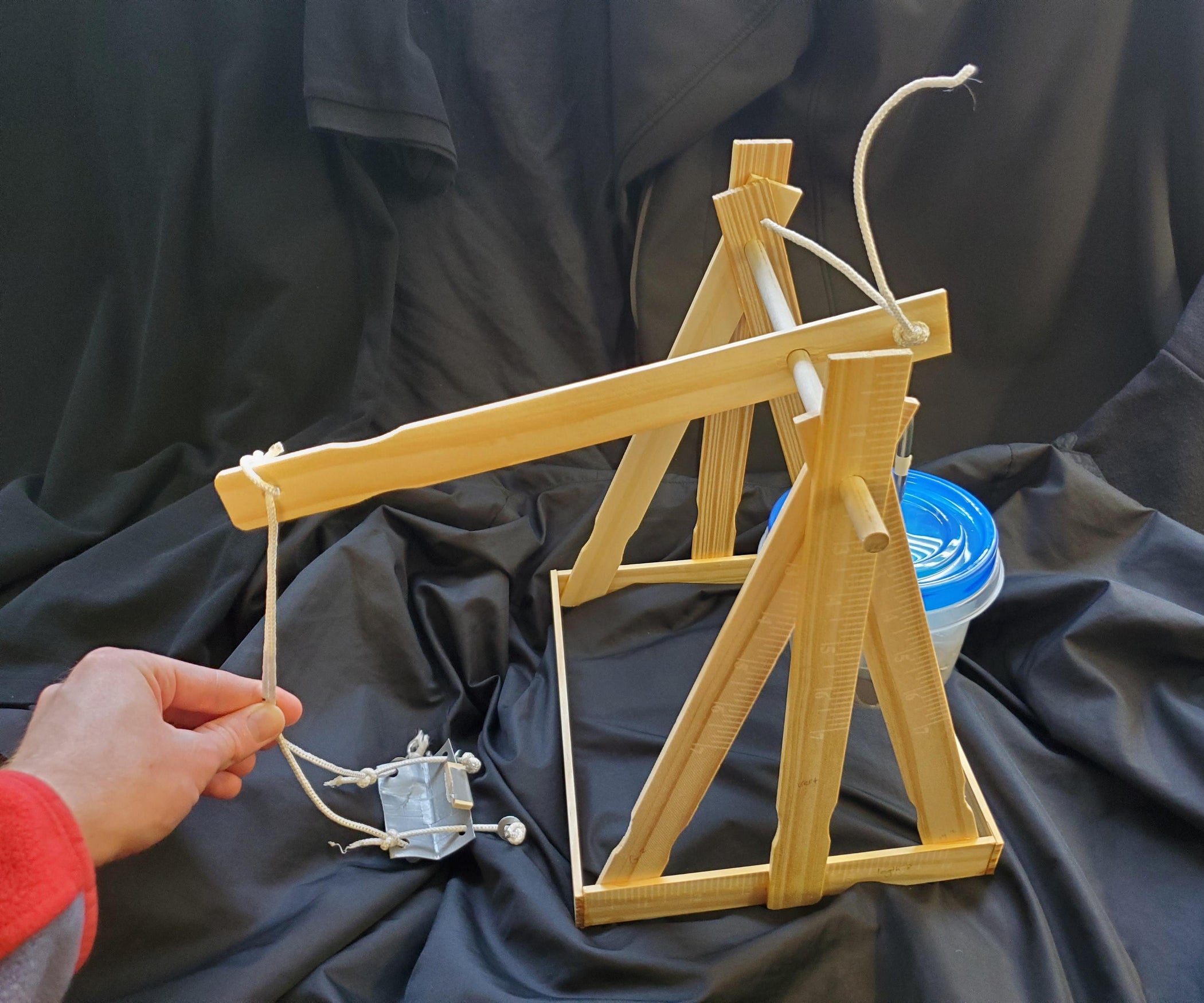 Trebuchet With Paint Sticks : 10 Steps (with Pictures) - Instructables
