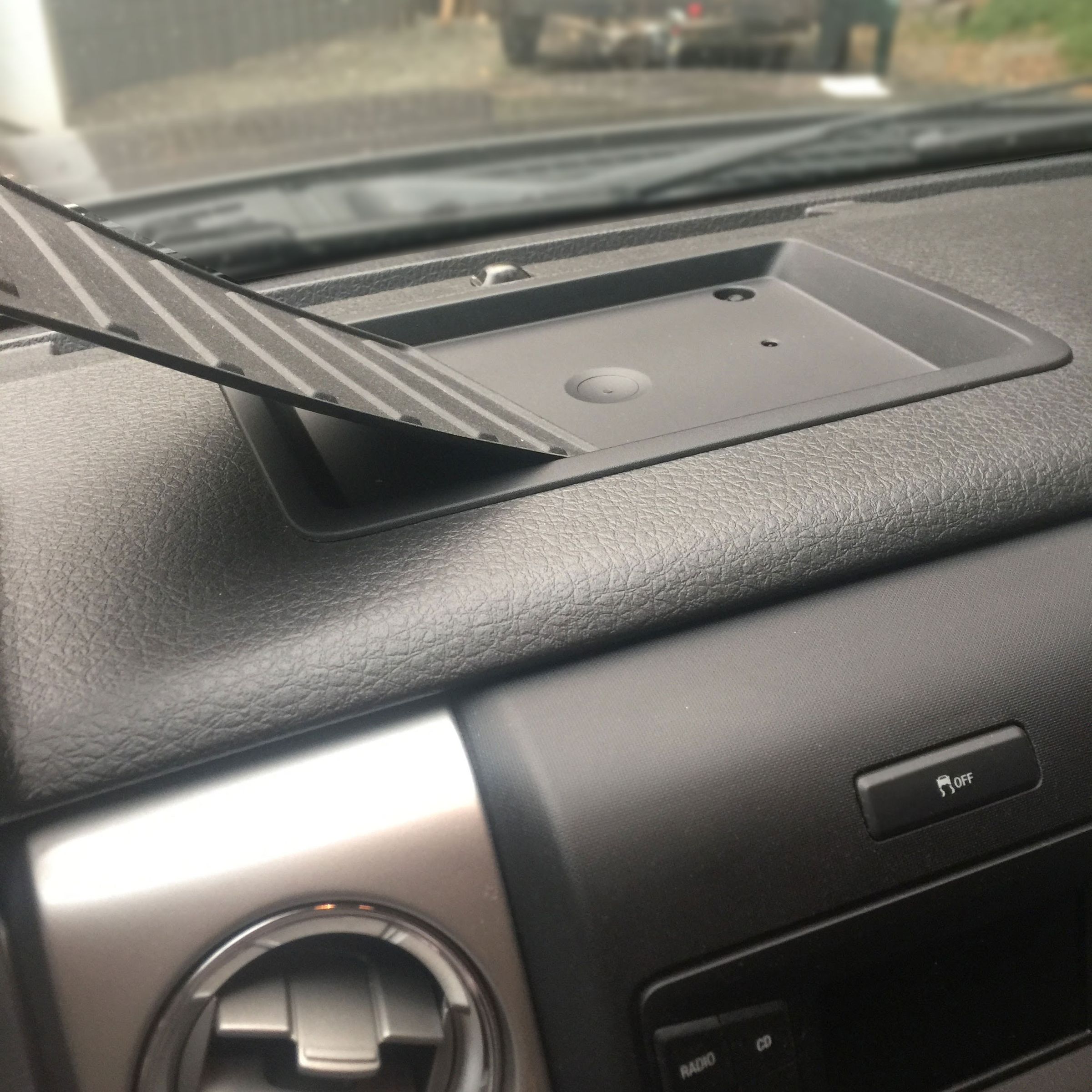 Repurpose Old IPad As a Hands-Free Car Assistant (with Pictures ...