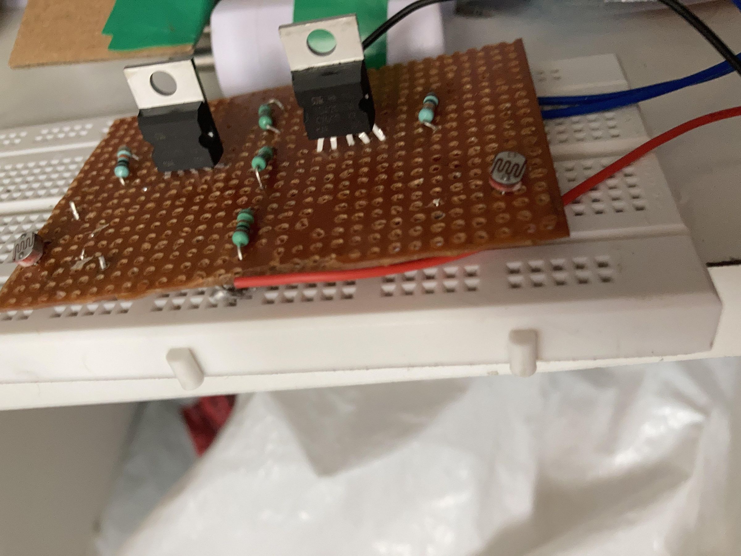 An Op-Amp Based Mini Solar Tracker (no Need of Programming and It Works ...