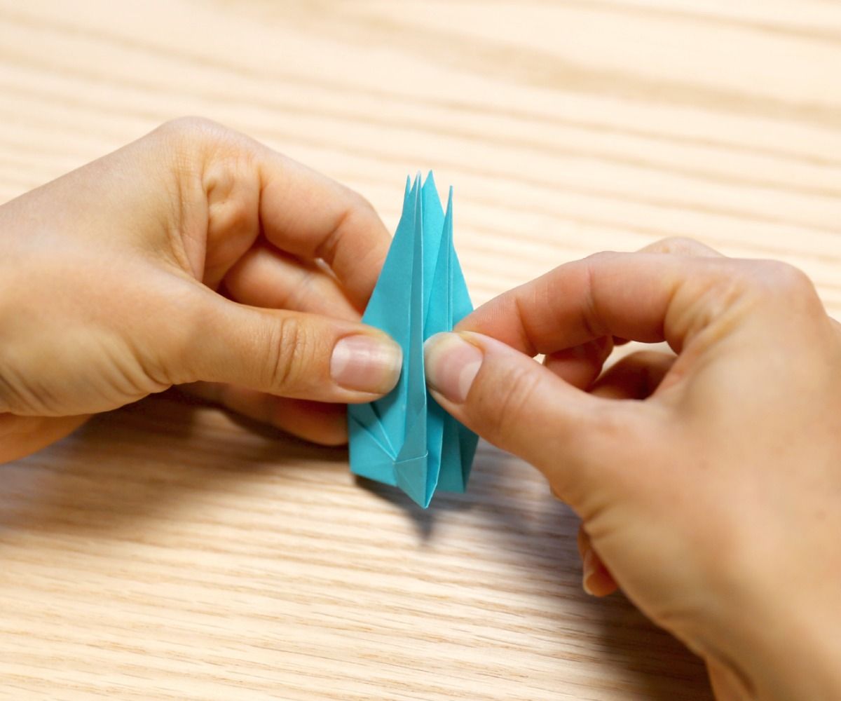 How to Make a Paper Crane : 16 Steps (with Pictures) - Instructables