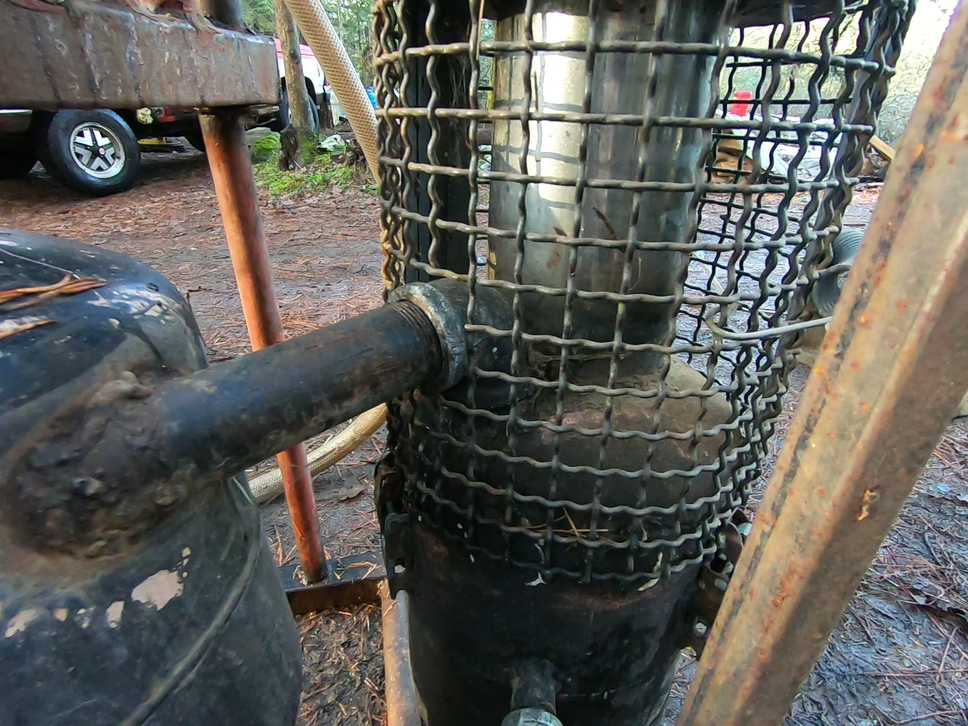 Using Wood to Fuel a Generator! (How to Build a Wood Gasifier W ...