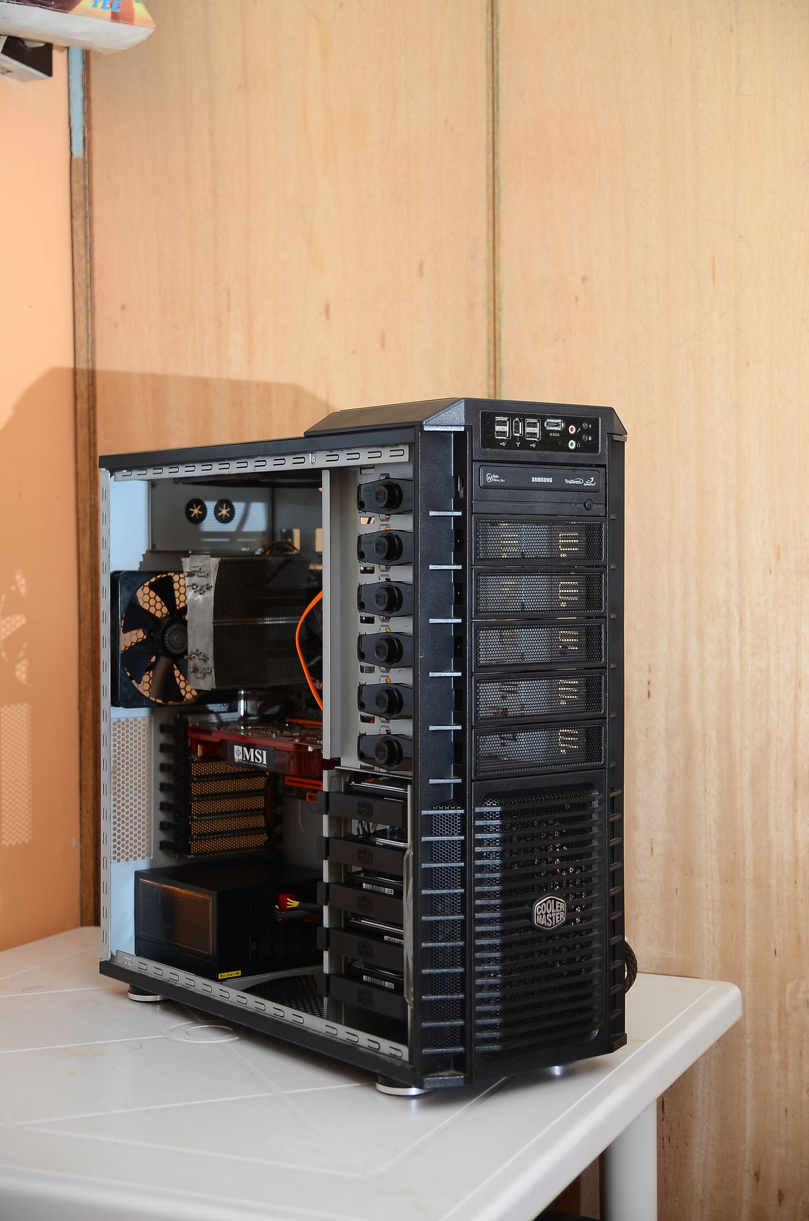 How to Install a SATA CD-ROM Drive? : 9 Steps - Instructables