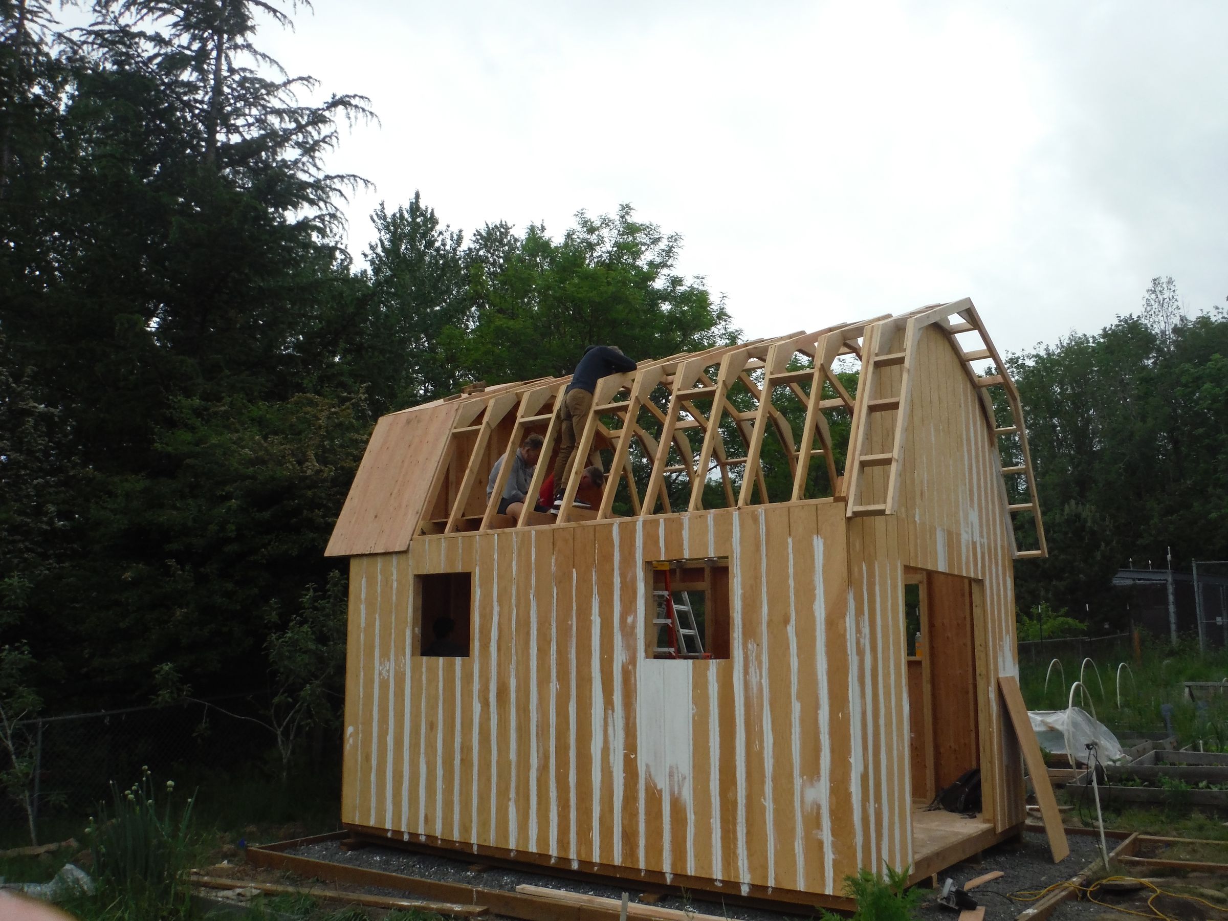 12'x16' Mini-Barn/Shed With Gambrel Roof : 38 Steps (with Pictures ...